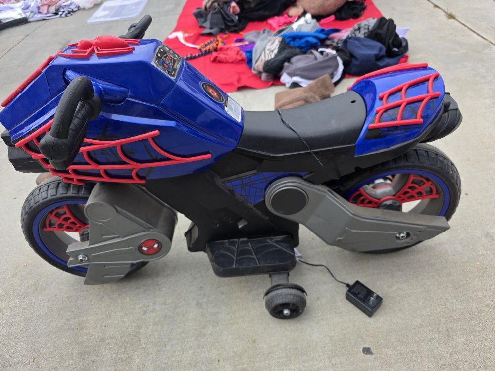 Spiderman Power Wheel for Sale in Corona, CA - OfferUp