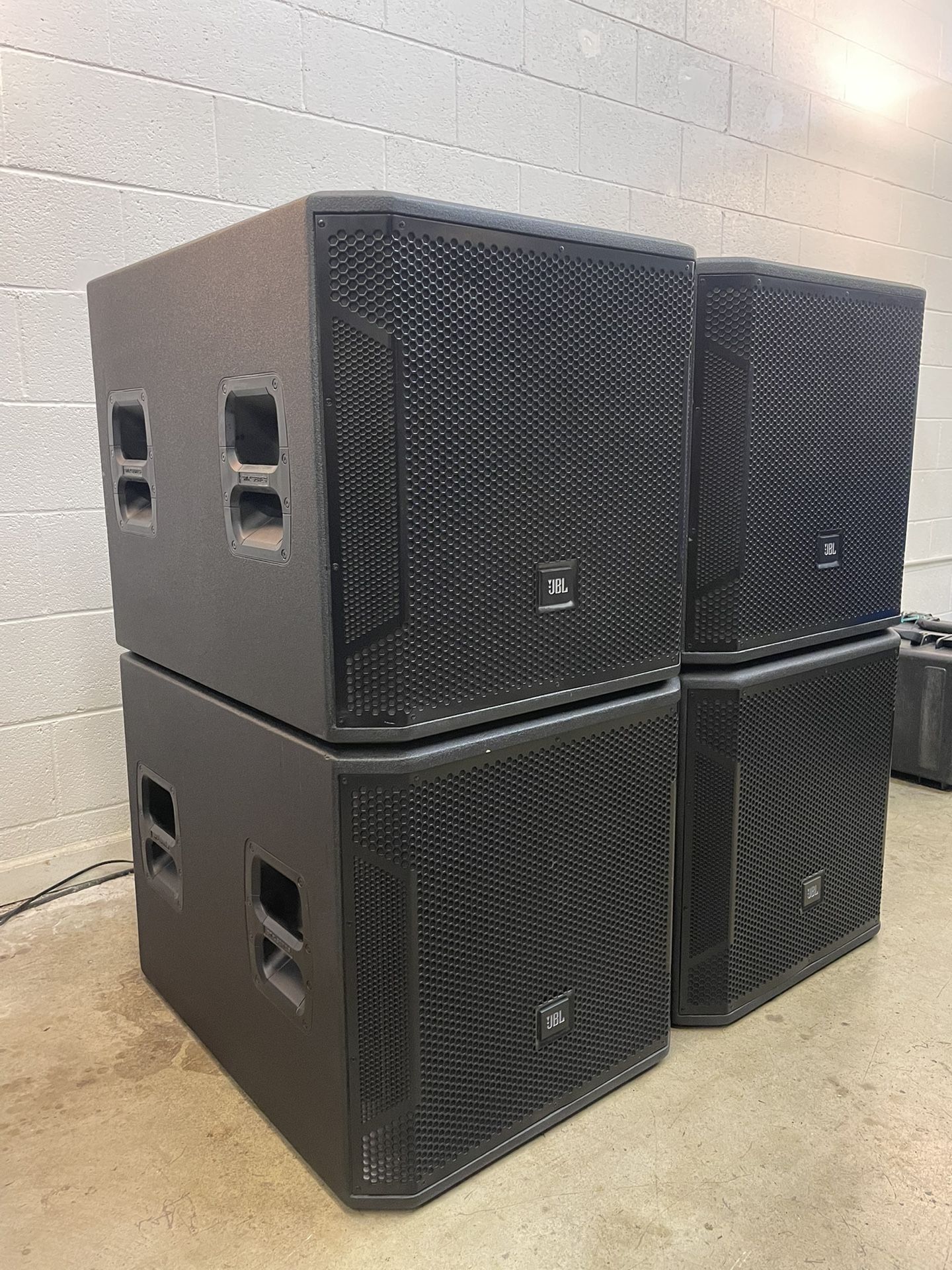 Trade For Qsc K10.2 for Sale in Alhambra, CA - OfferUp