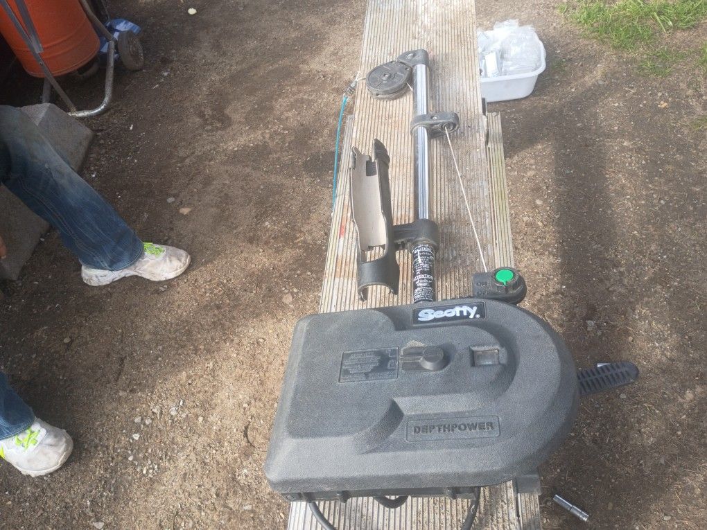 Scotty DepthPower 1106 for Sale in Seattle, WA - OfferUp