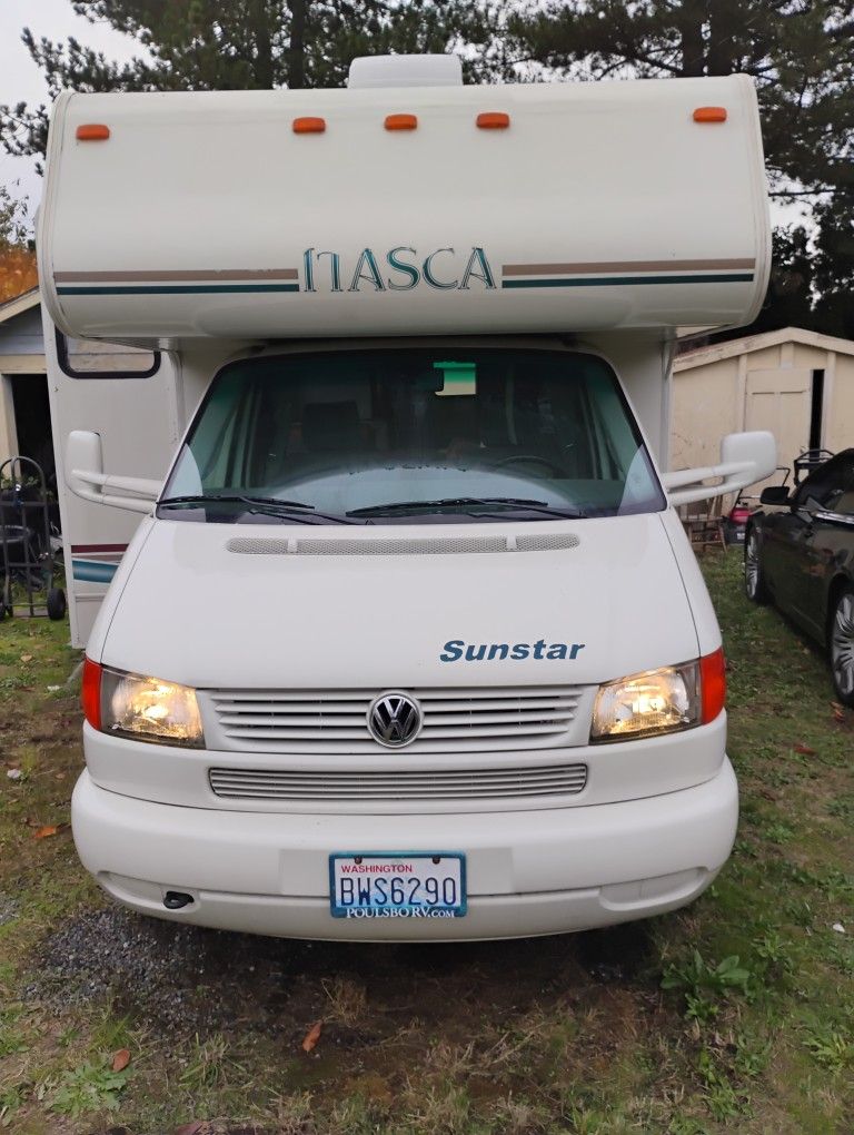 2004 VW Winnabego Itaska Sunsetter 22ft Motorhome for Sale in Kent, WA ...