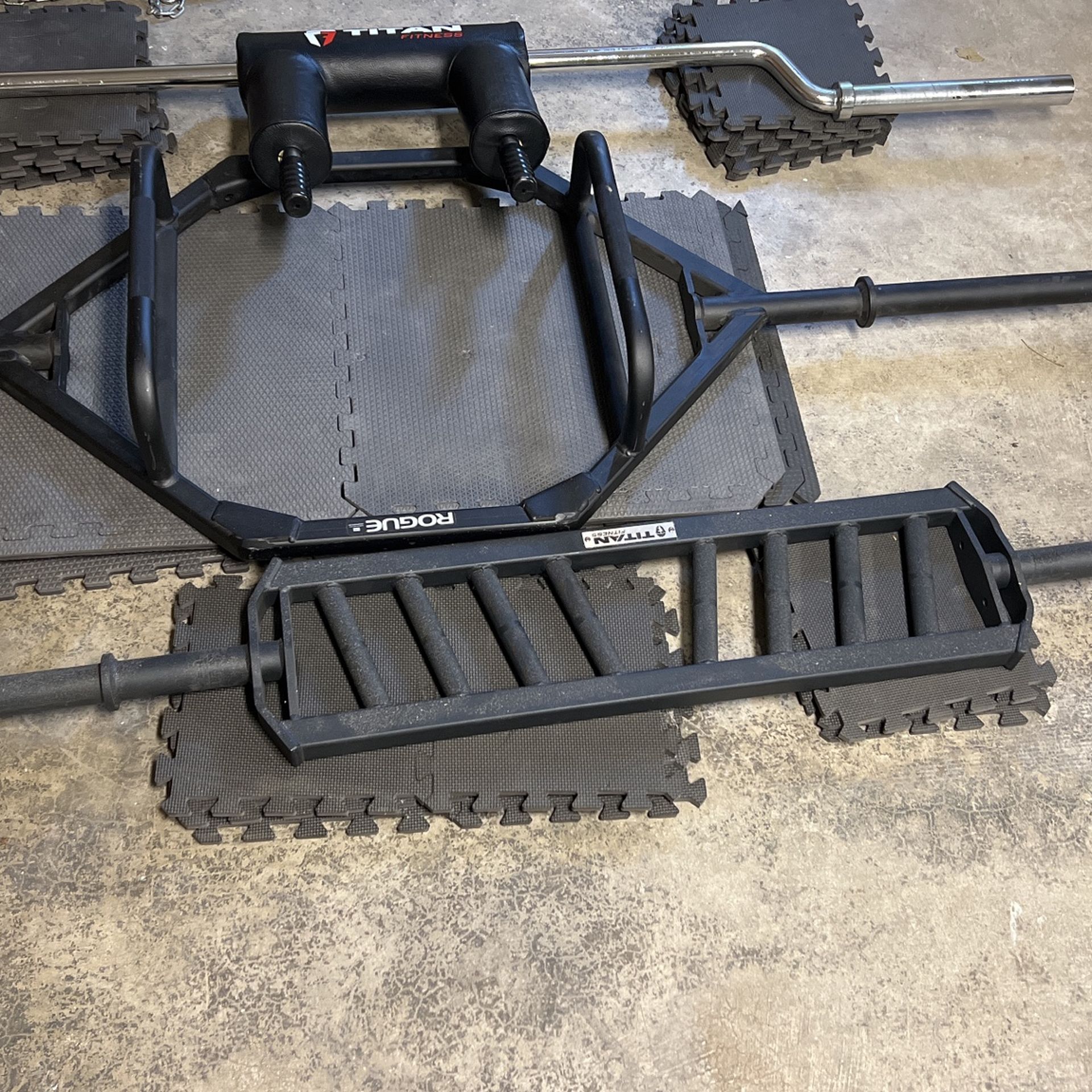 Titan, Rogue Specialty Bars, Safety Squat Bar, Multi Grip, Trap Bar for ...