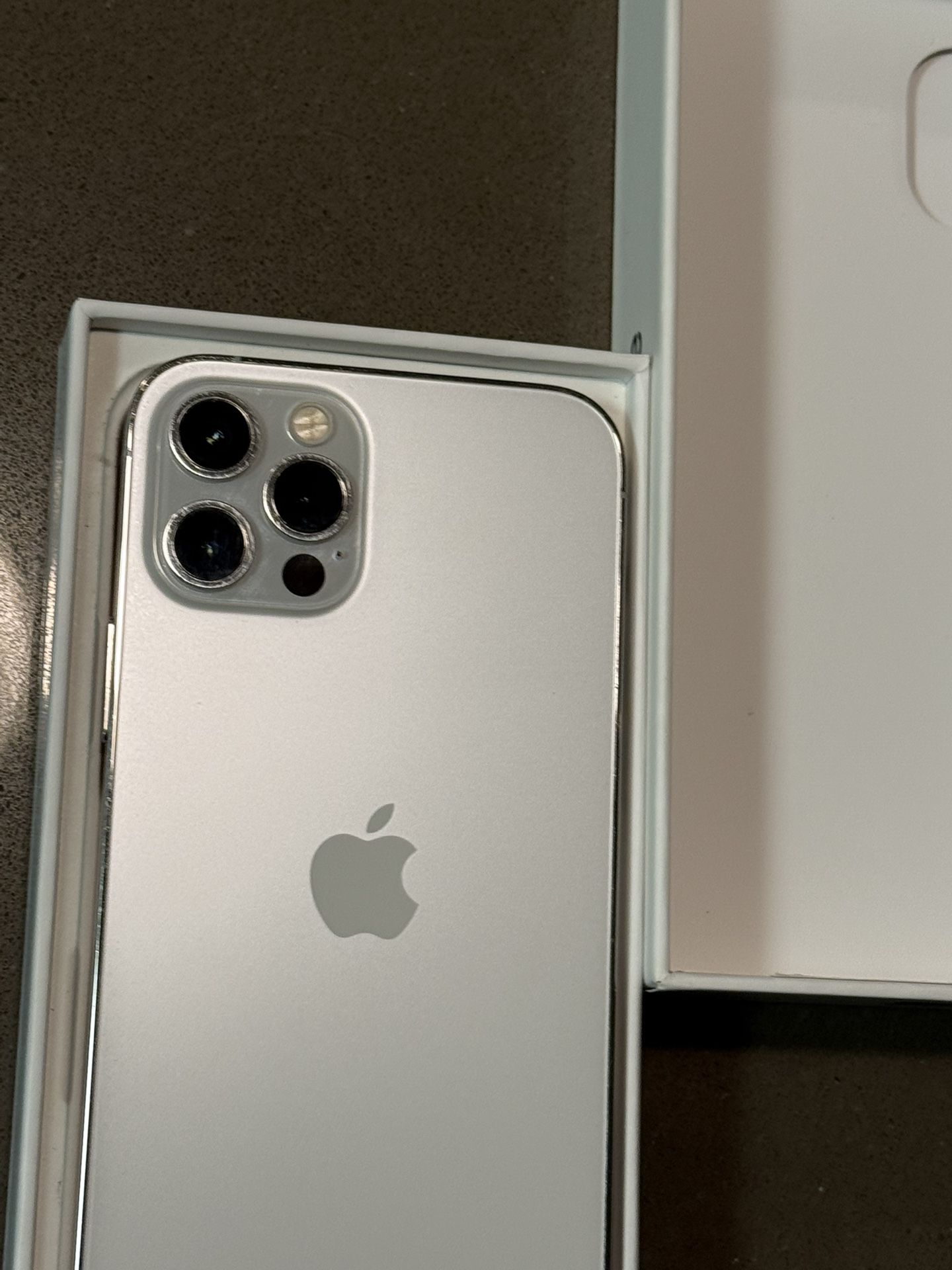 iPhone 12 PRO UNLOCKED for Sale in Portland, OR - OfferUp