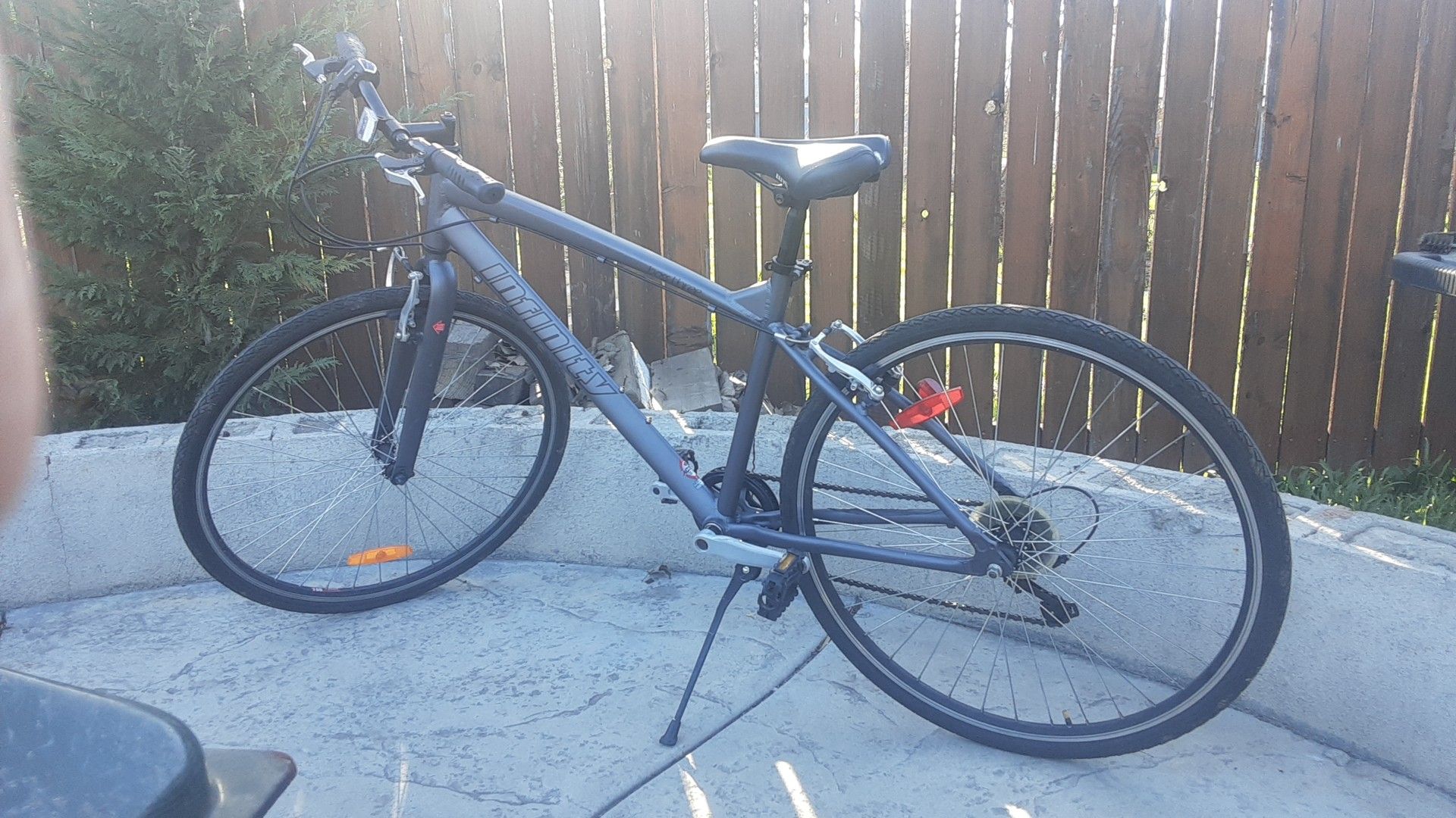 Infinity Boss Three Unisex 700c 28 In. X 18" 7 Speed Hybrid Bike ...