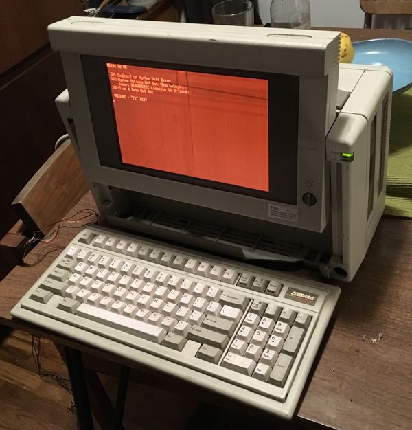Vintage Compaq Portable 386 Computer for Sale in Los Angeles, CA - OfferUp