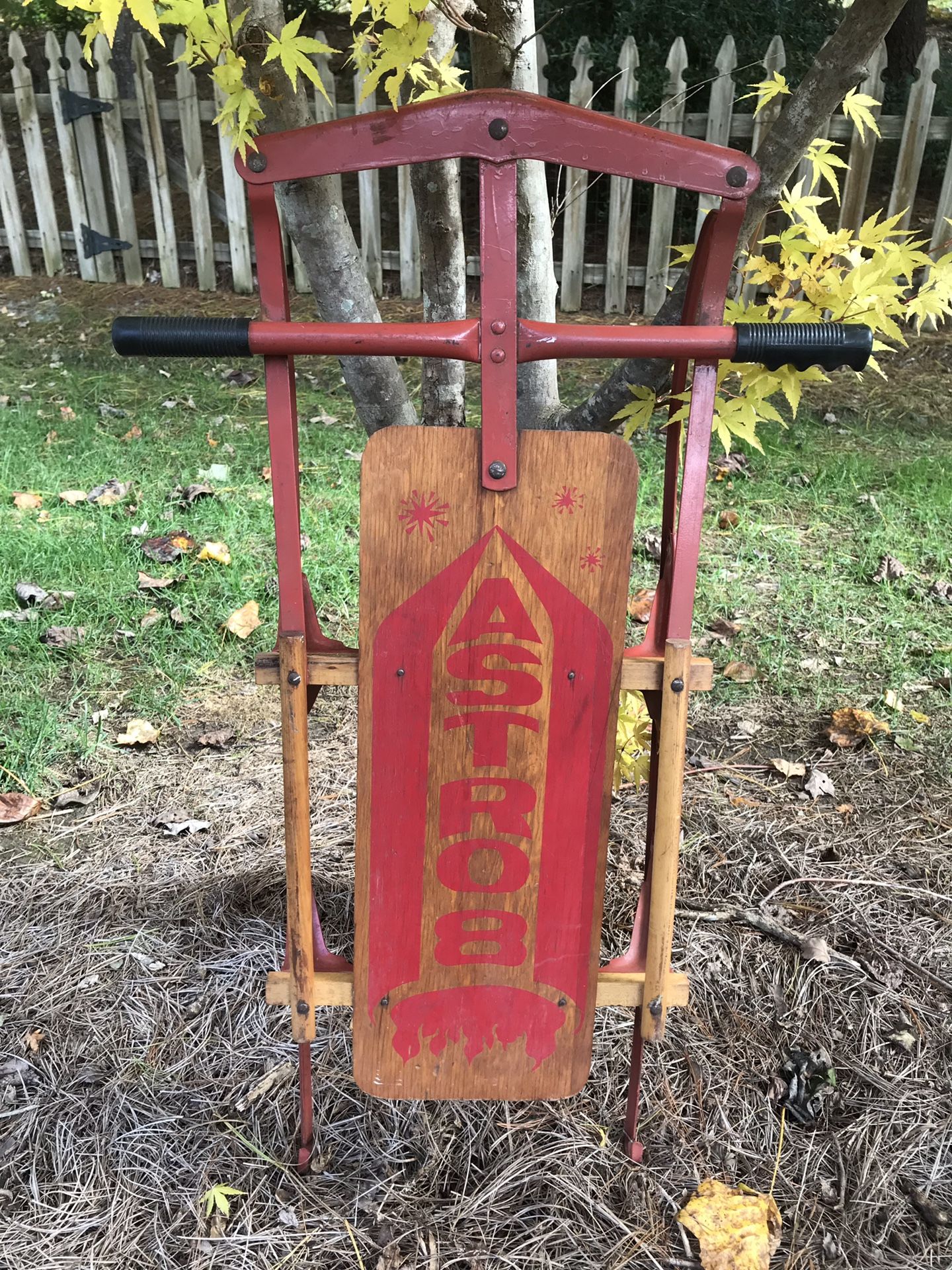 Vintage child’s Flexible Flyer ASTRO 8 sled. for Sale in Kannapolis, NC ...