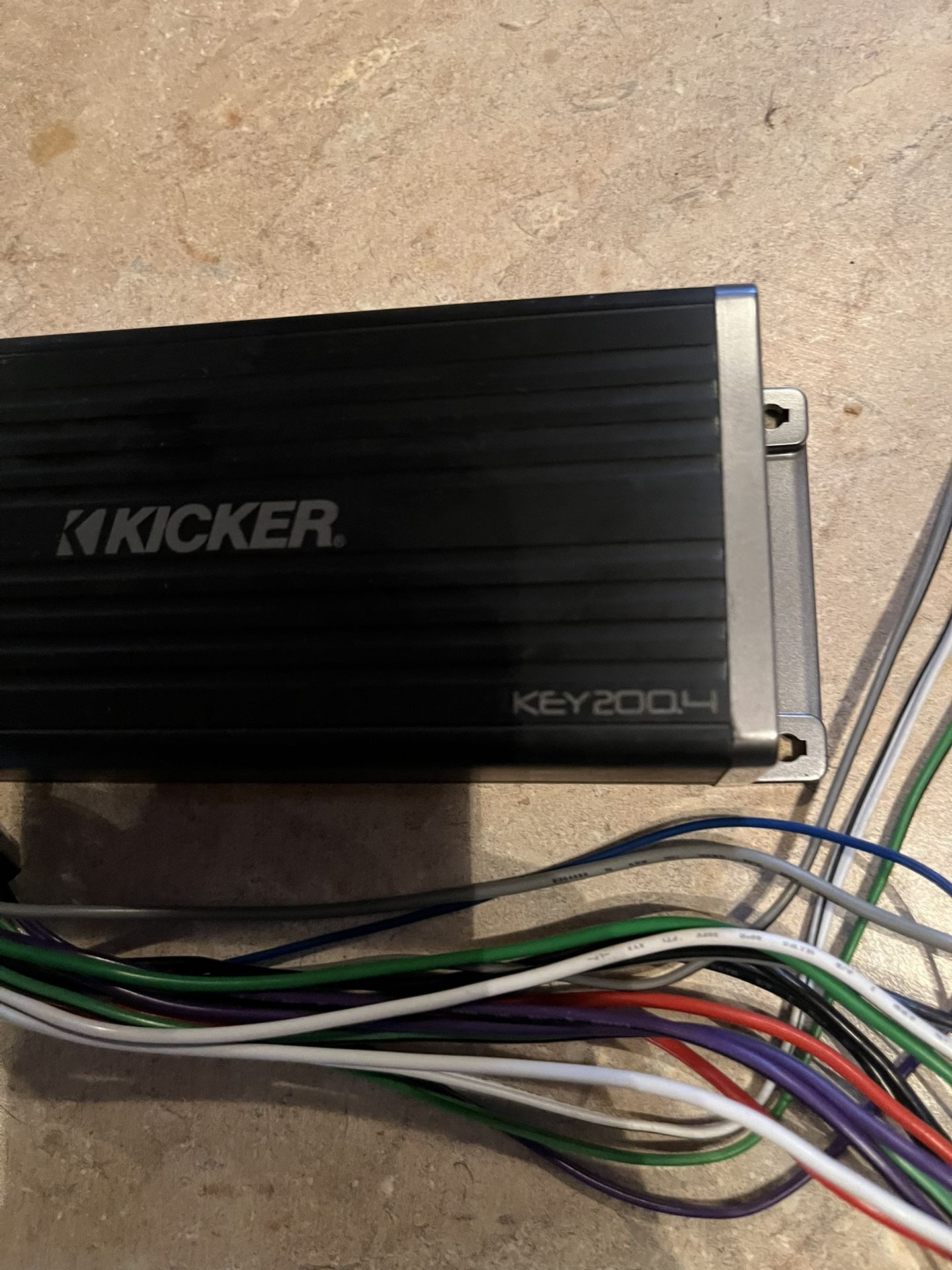 Kicker Amp for Sale in Sumner, WA - OfferUp