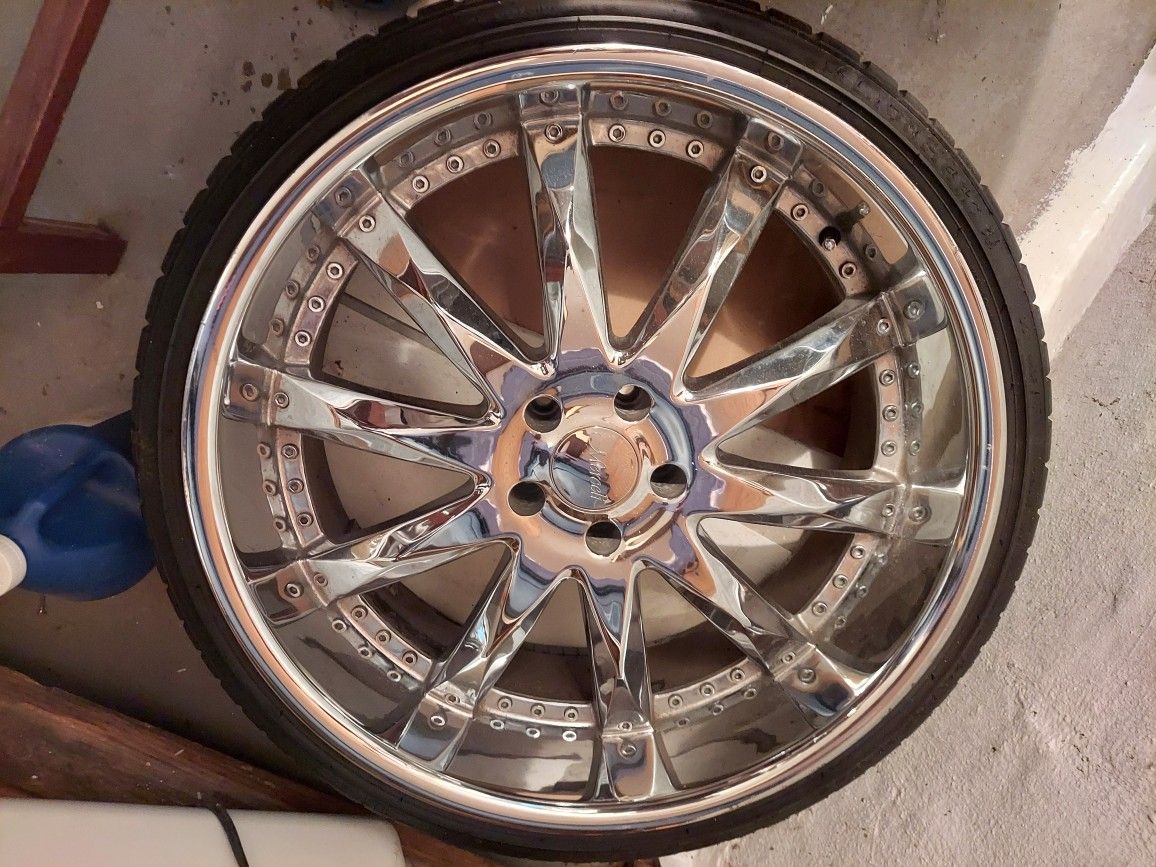 Merceli M10 22 Inch Rims. 5x120. 245/30ZR22.If Post Is Up. It's Still ...