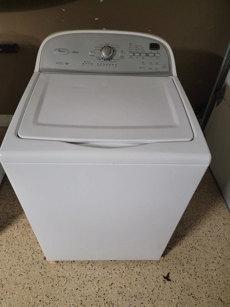 Whirlpool Cabrio Washer for Sale in Sterling Heights, MI - OfferUp