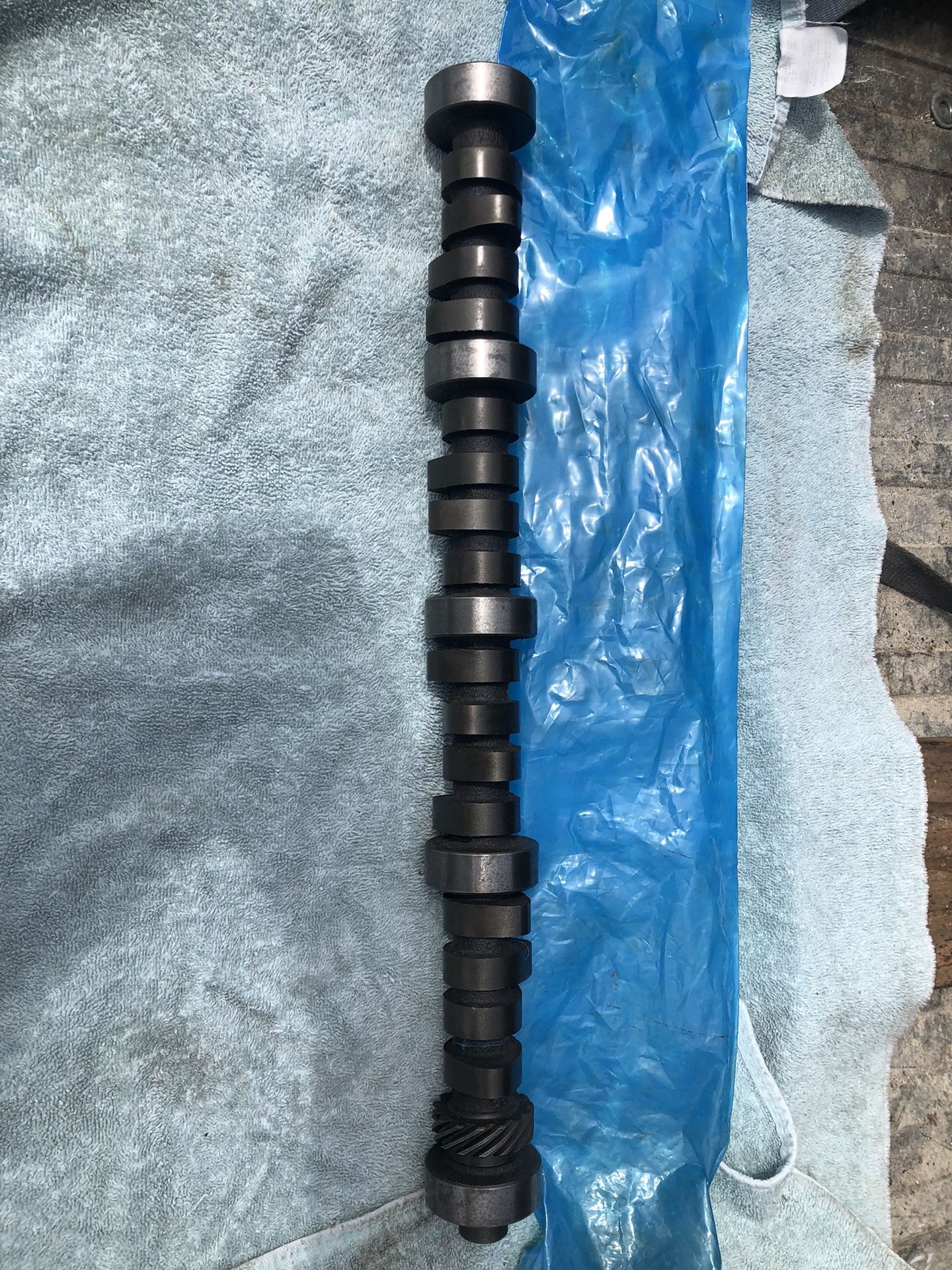 Ford 302 Camshaft for Sale in Tacoma, WA - OfferUp