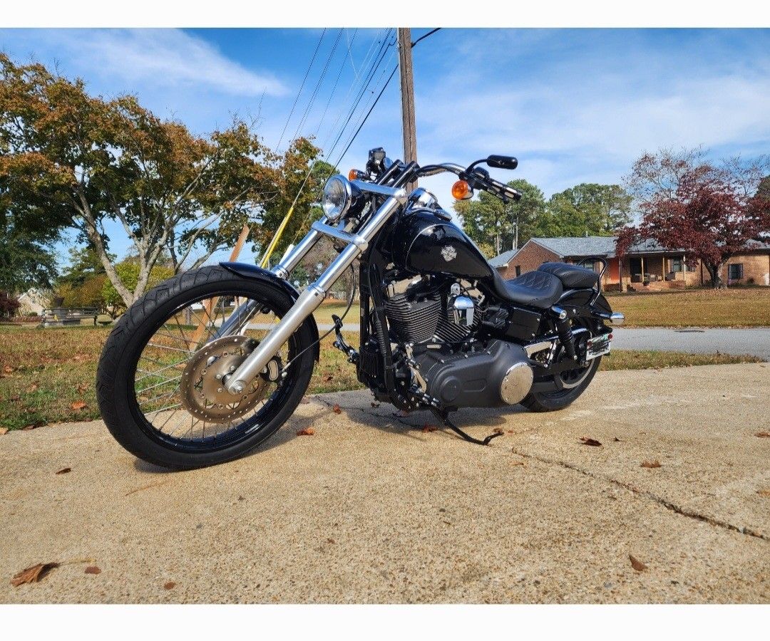 2010 Harley Davidson Dyna Wide Glide for Sale in Suffolk, VA - OfferUp