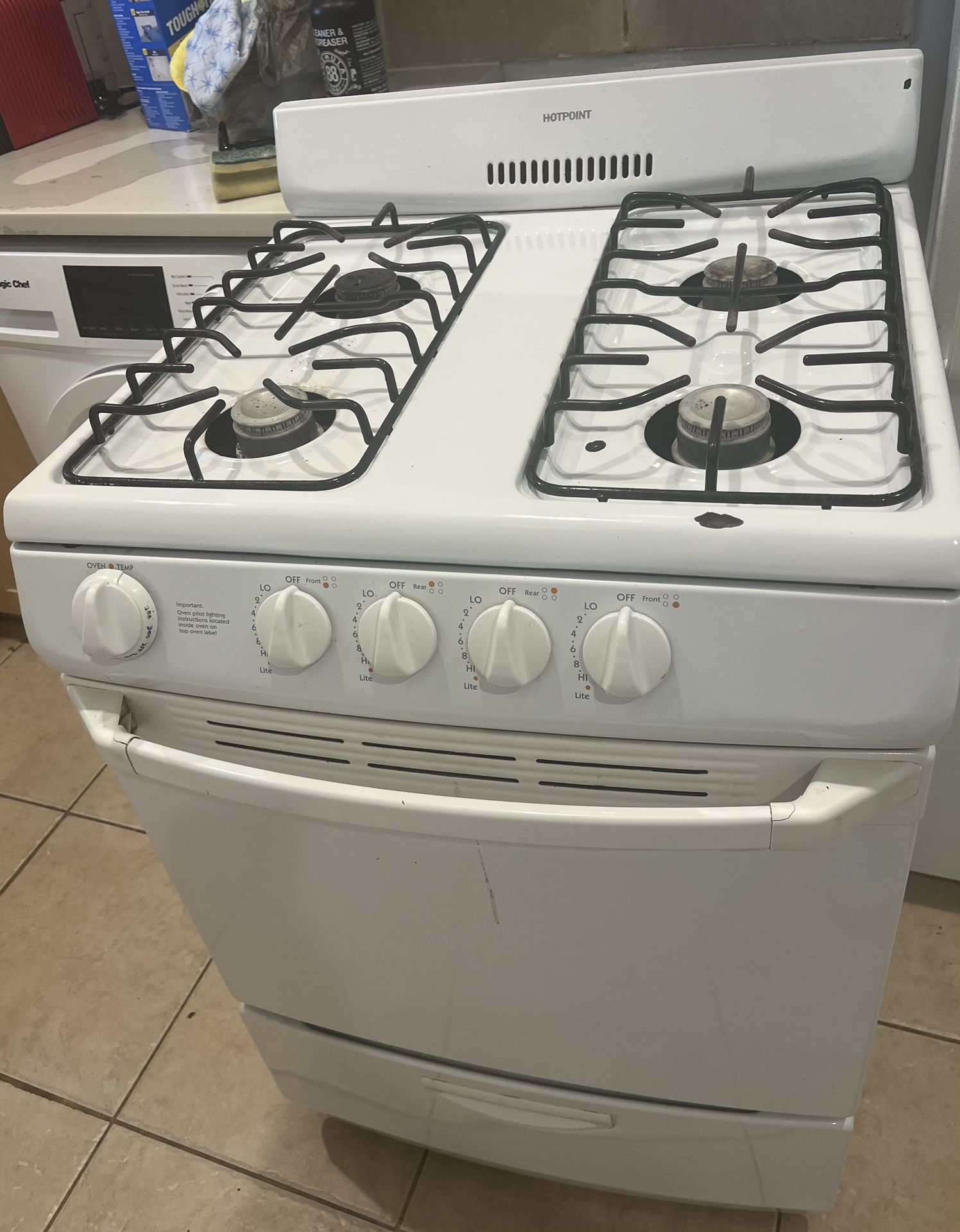 Hotpoint Gas Stove 4 Burners With Oven. 24’ for Sale in Oakland Park ...