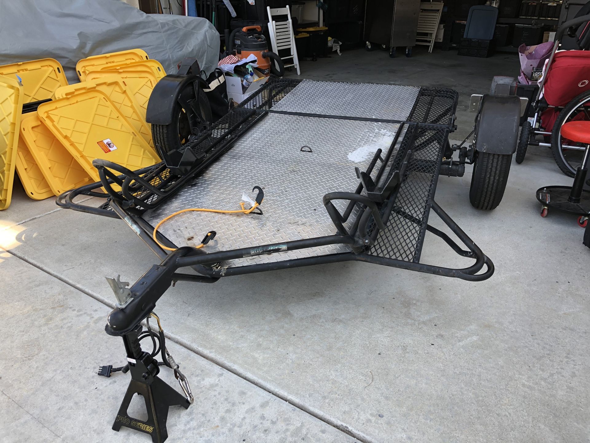 KENDON big bike stand up trailer for Sale in Laguna Niguel, CA - OfferUp
