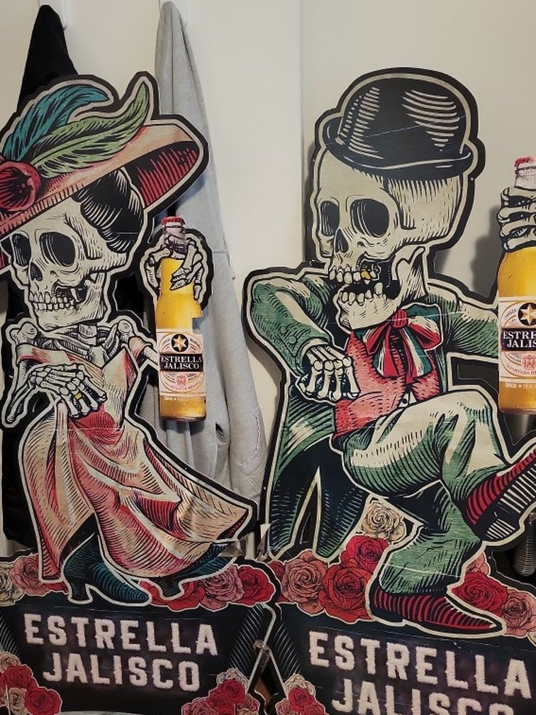 JALISCO ESTRELLA BEER SIGNS for Sale in Santa Fe Springs, CA - OfferUp