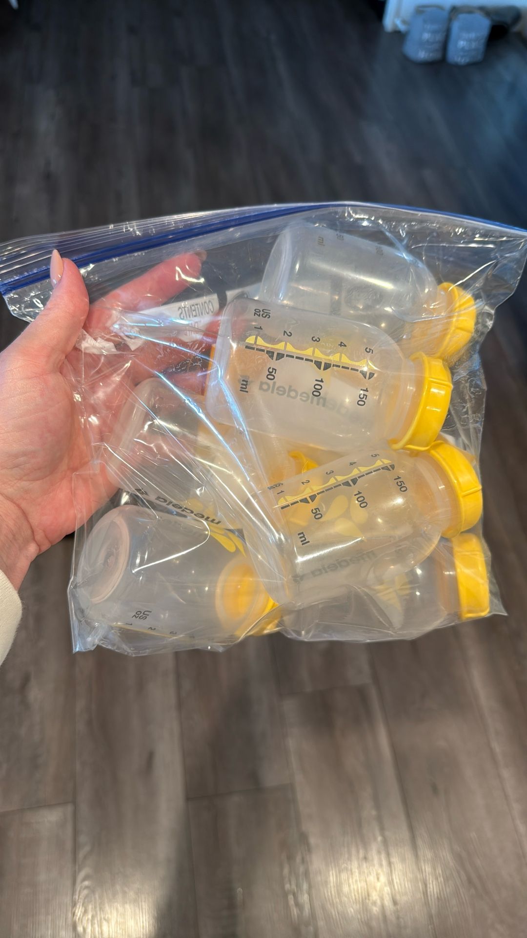 Medela Breast Milk Storage Containers for Sale in Ontario, CA - OfferUp