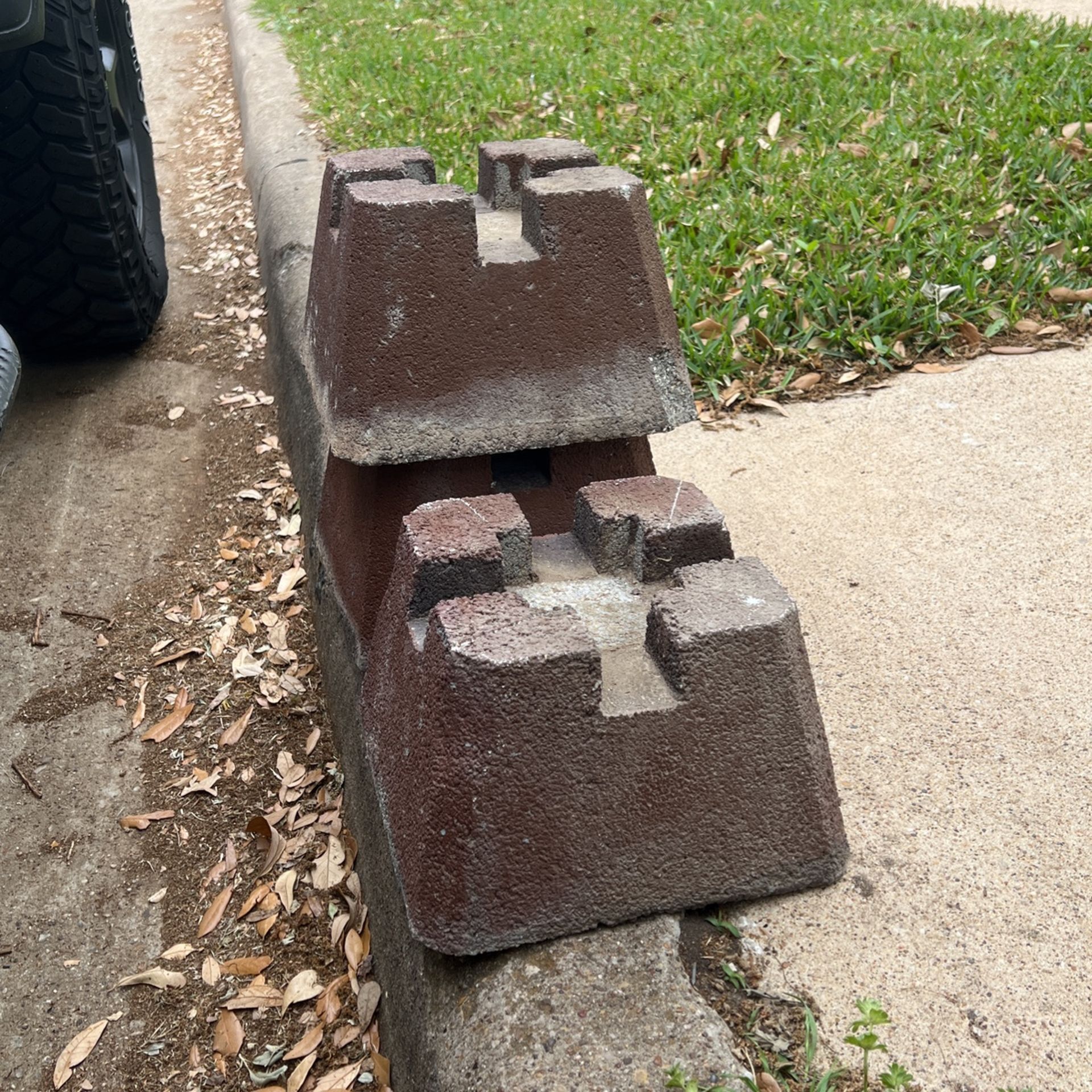 Cinder Block Risers for Sale in Richardson, TX - OfferUp