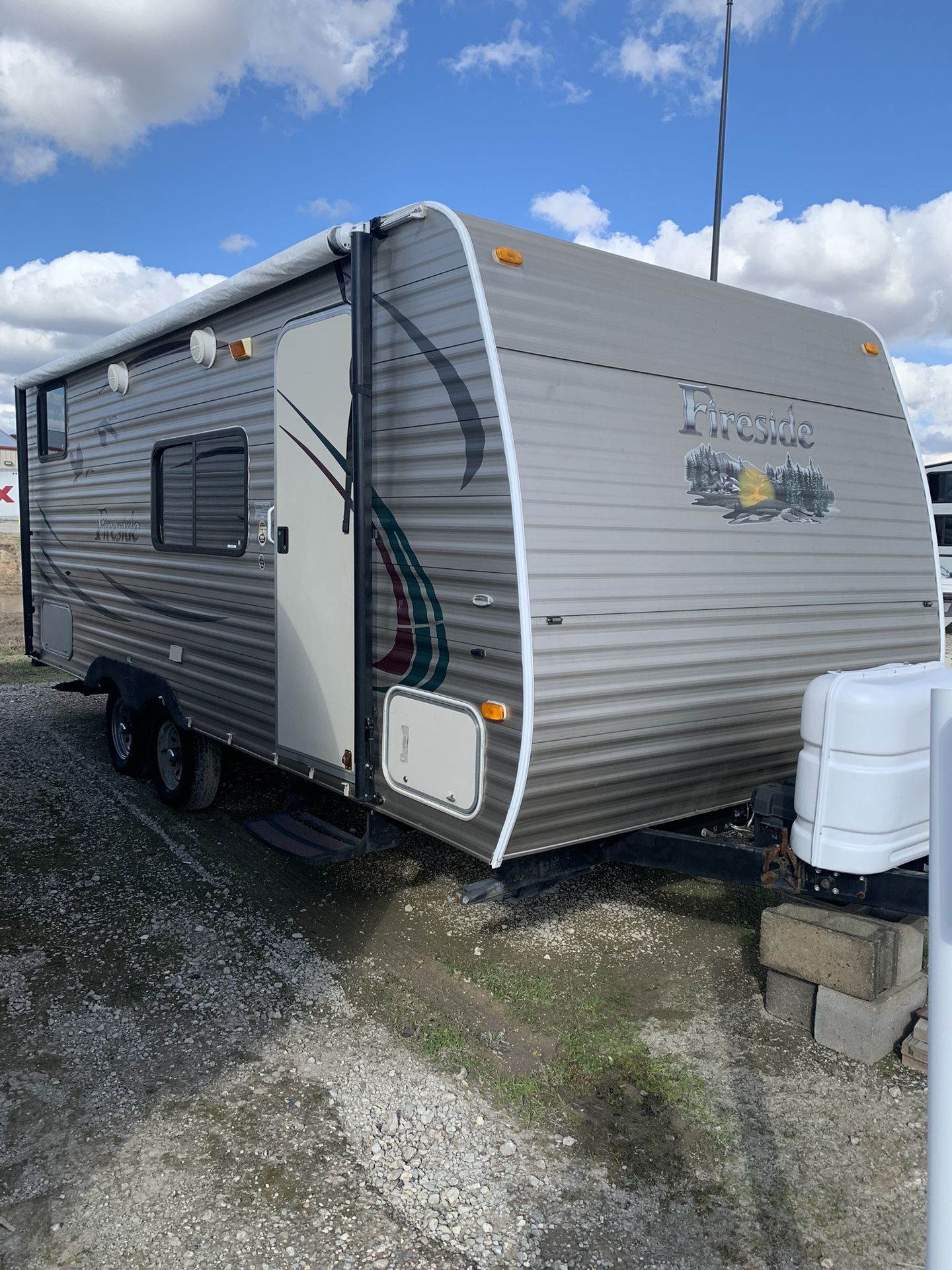 2013 KEYSTONE FIRESIDE for Sale in Houston, TX - OfferUp