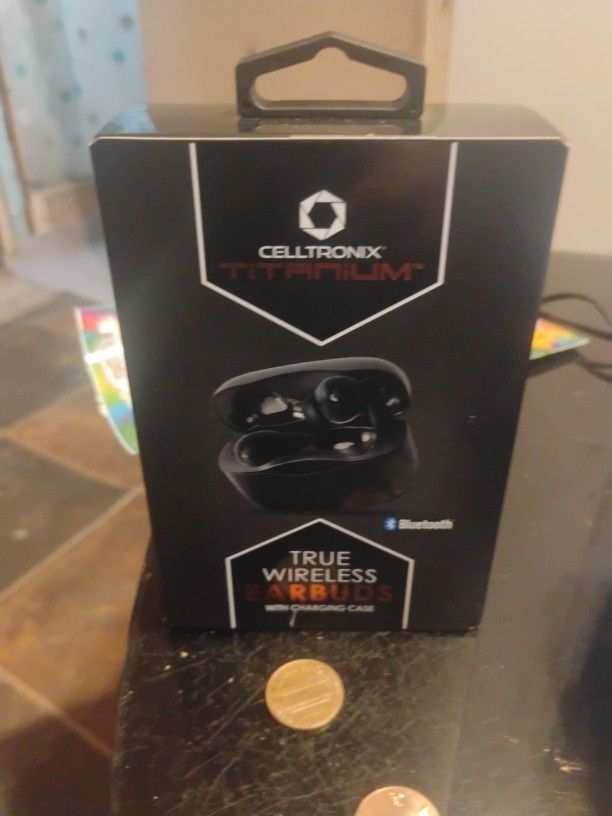 Celltronics &CT TEK Sport for Sale in San Antonio, TX - OfferUp