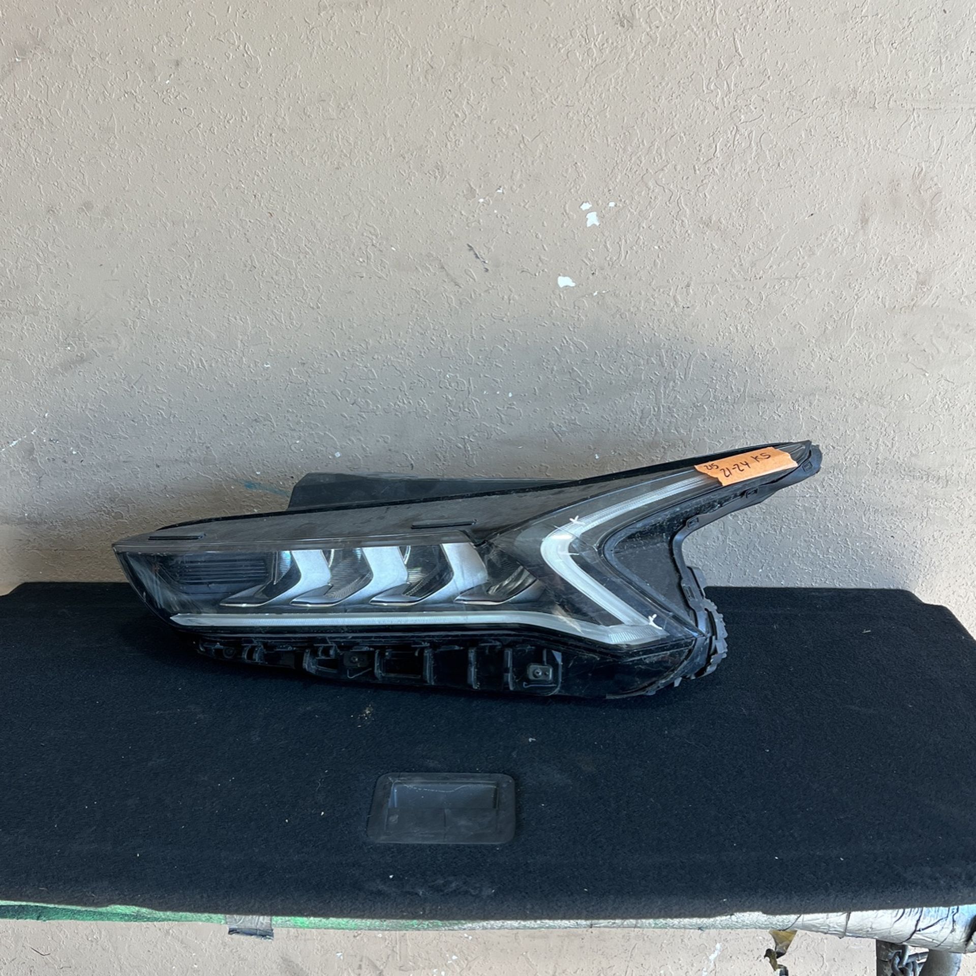 (215) 21-24 Kia K5 Left Headlight Headlamp Izquierdo Head Light Lamp ...
