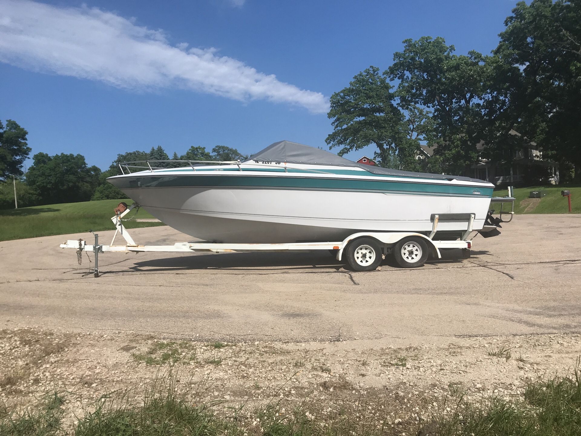 23 ft IMP open bow boat for sale for Sale in Huntley, IL - OfferUp