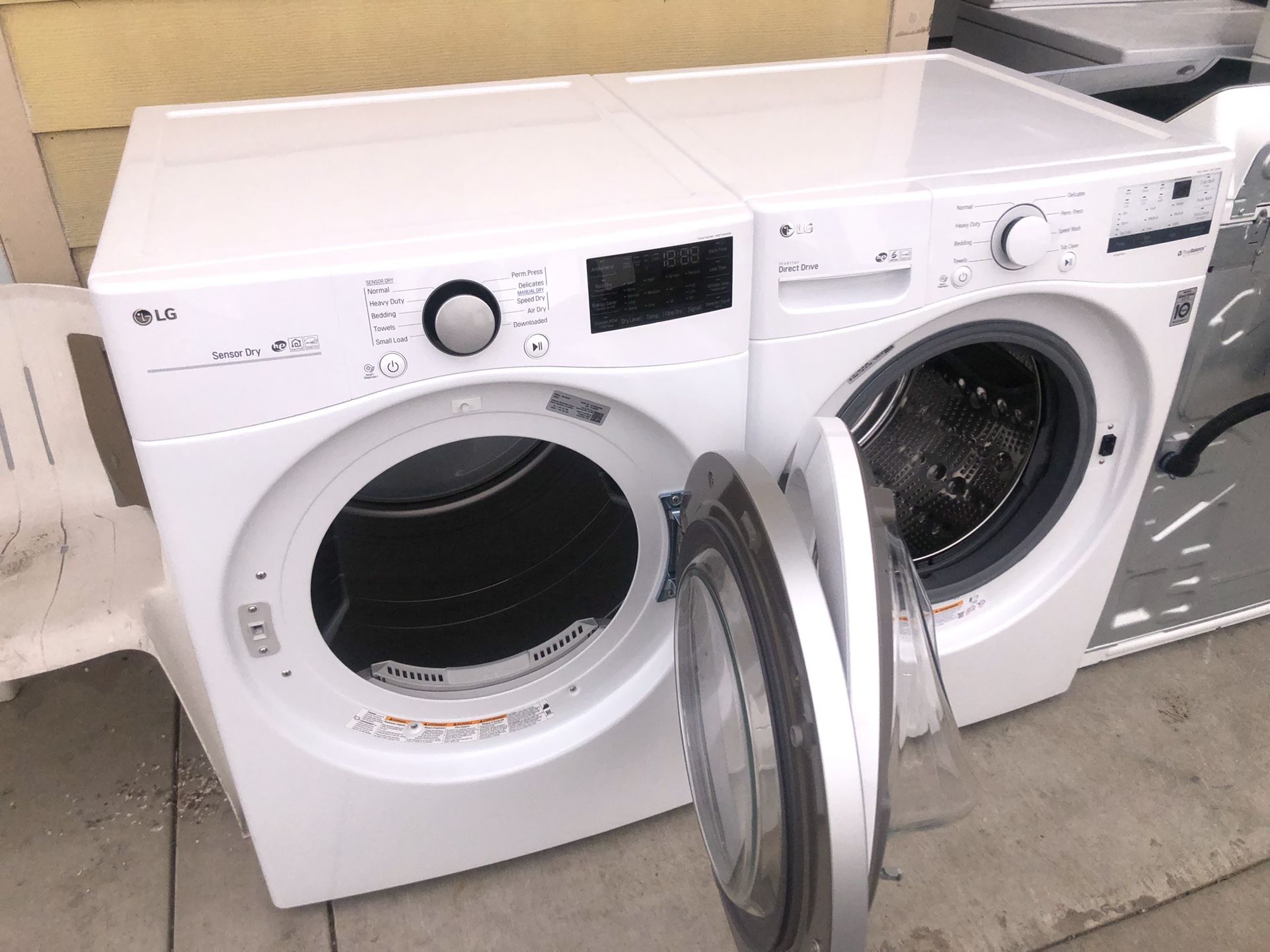 LG Mix Compatible Set Refurbished 90 Days Warranty Included for Sale in ...