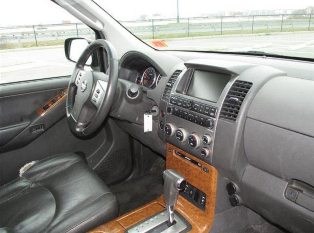 2005 Nissan Pathfinder Interior