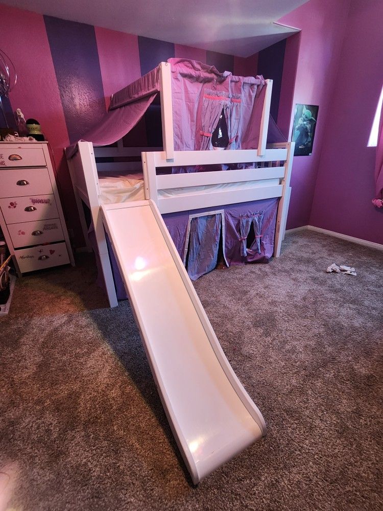 Loft Hideout Bed, gently used. for Sale in Fallbrook, CA - OfferUp