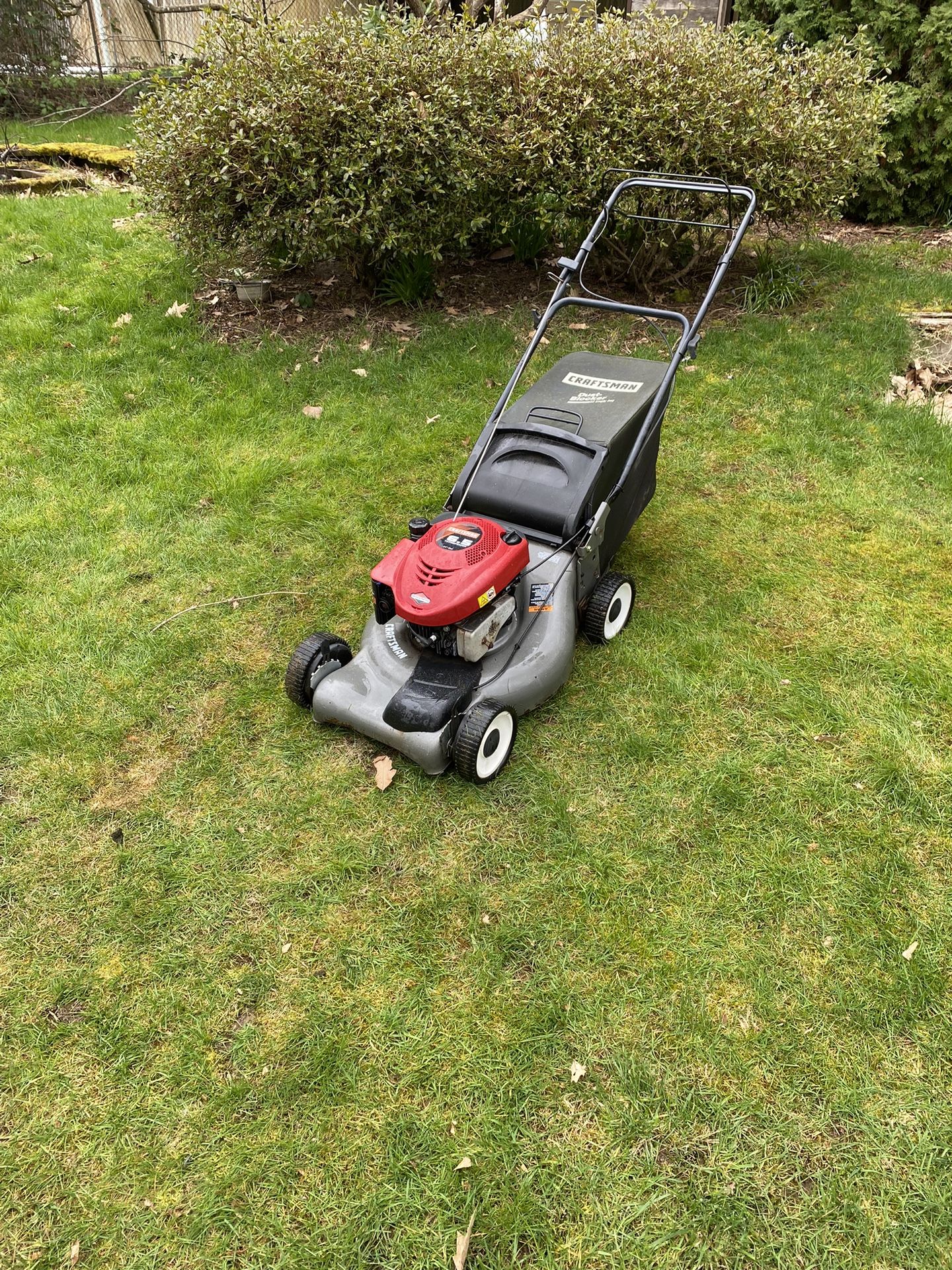 Craftsman Self Propelled Lawn Mower for Sale in Tigard, OR - OfferUp