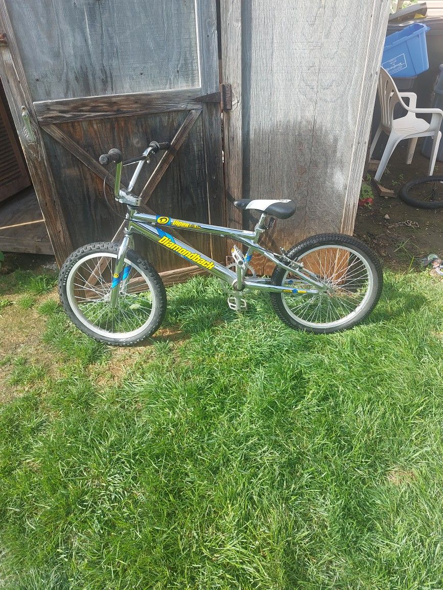 1997 Chrome Diamondback Viper for Sale in Bolingbrook, IL - OfferUp
