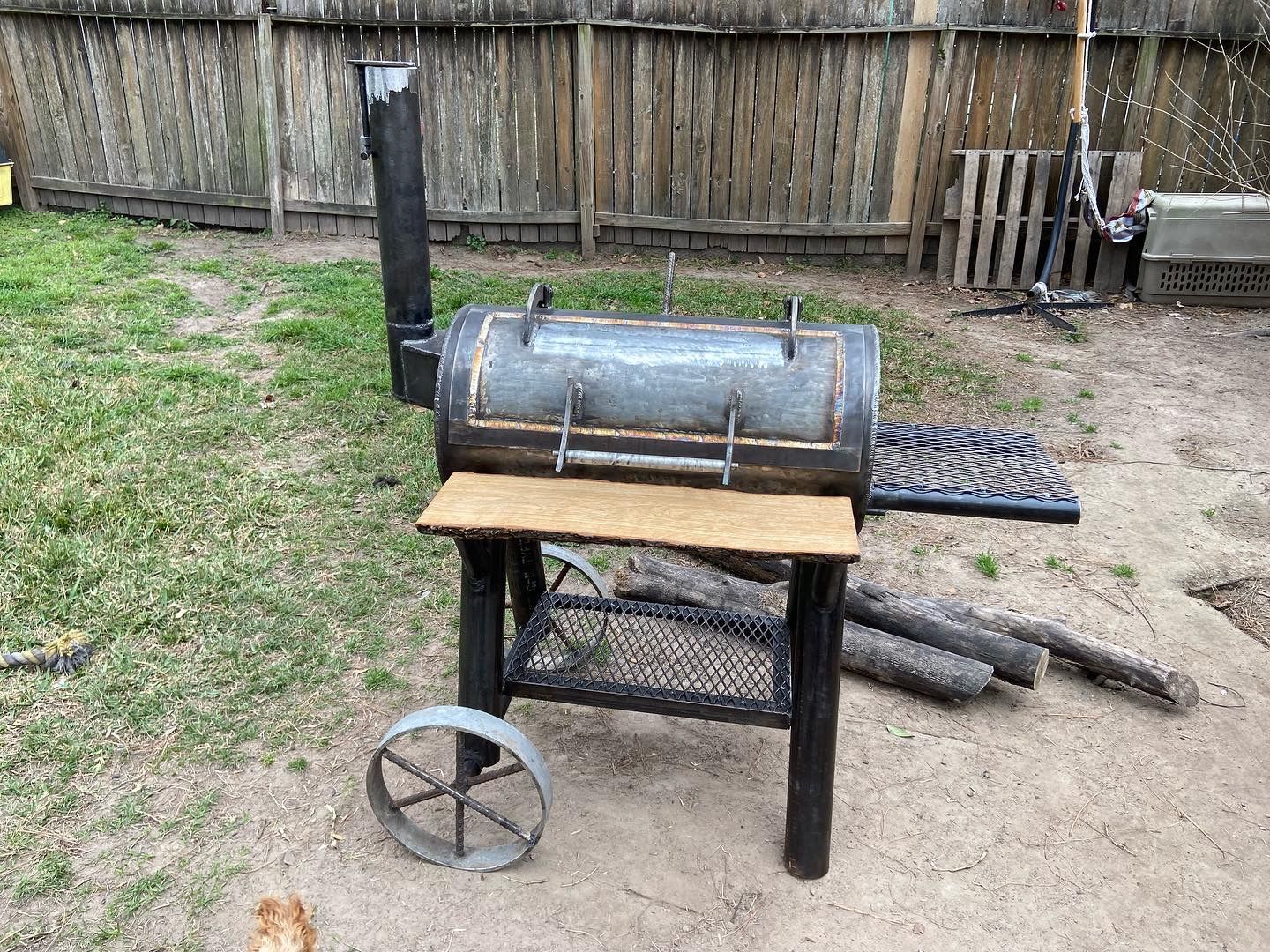 Grill 16 Inche Pipe for Sale in Houston, TX - OfferUp
