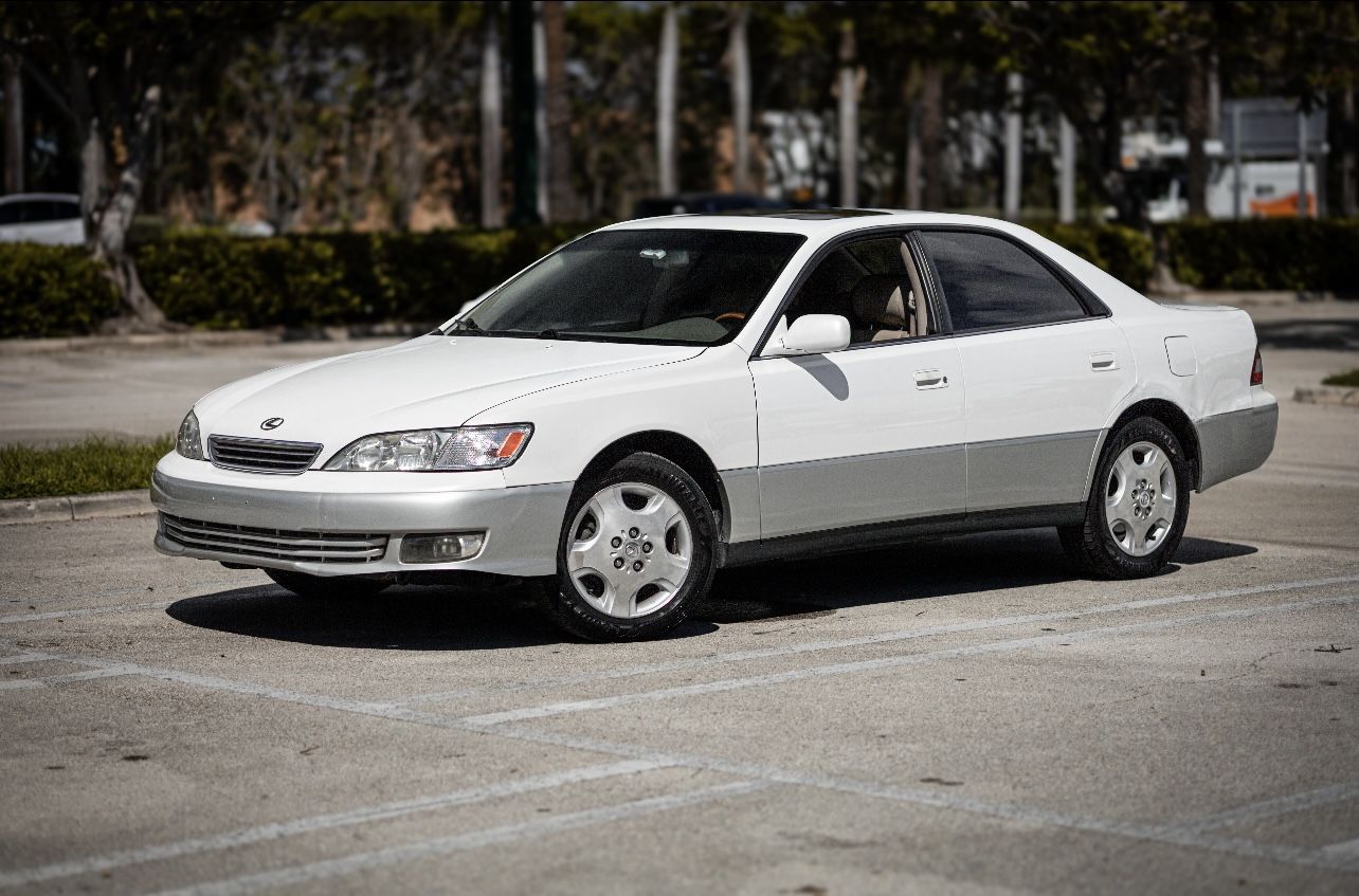 2000 Lexus ES 300 for Sale in Sunny Isles Beach, FL - OfferUp