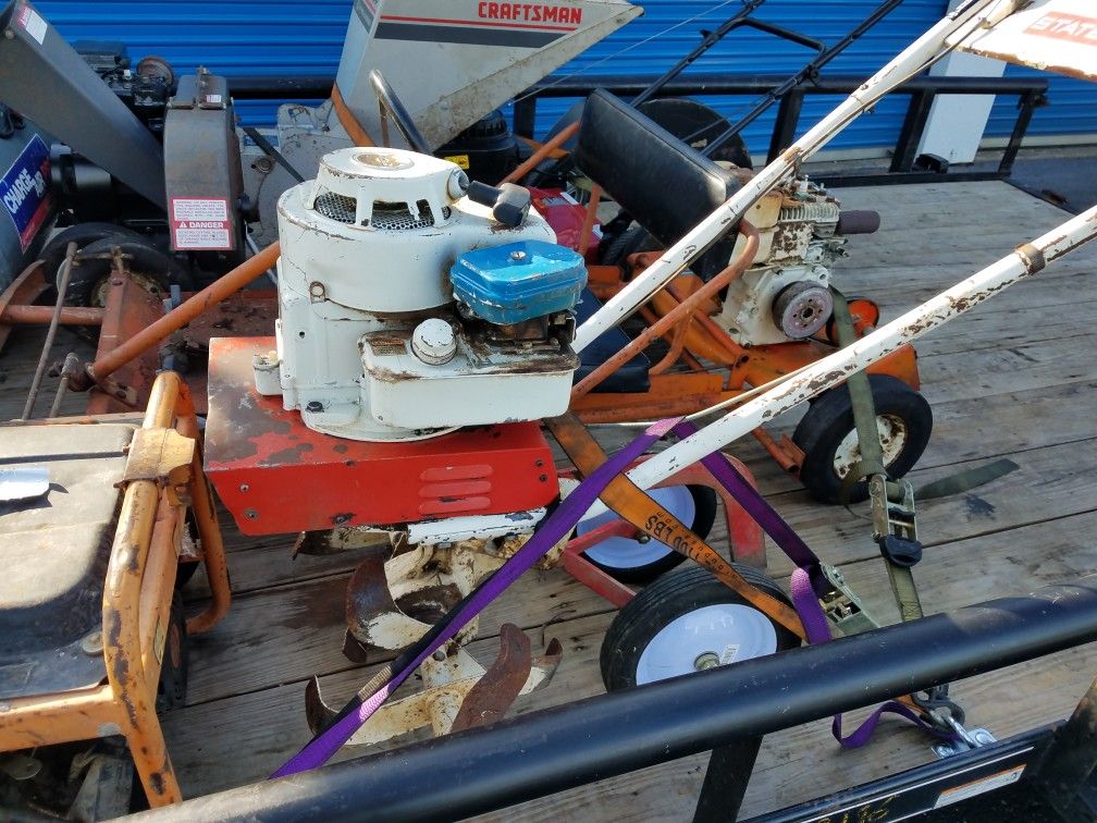 Vintage "Statesman " Garden Tiller, With 3.5 Horsepower Briggs and ...