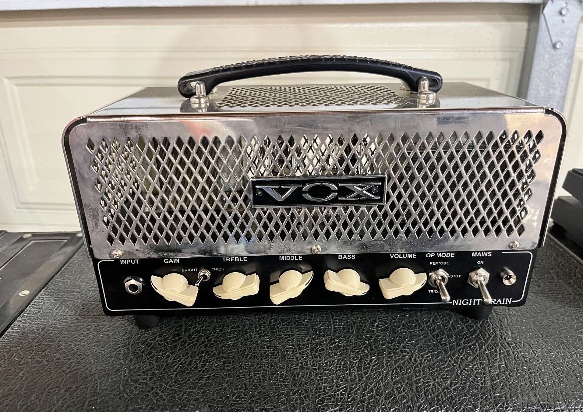 Vox Night Train 15 Watt With Extra Tubes And Carrying Case for Sale in ...