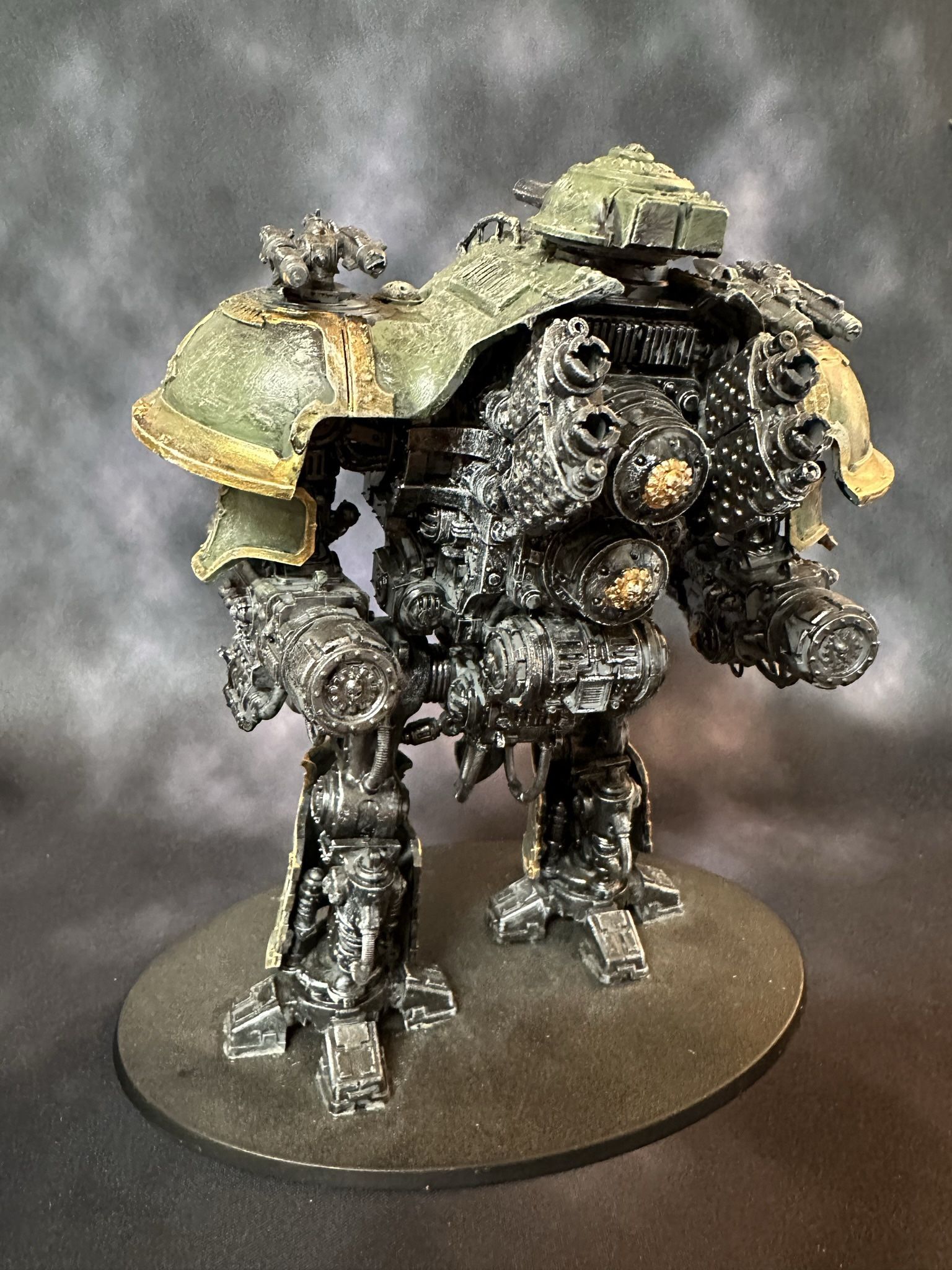 Warhammer 40K - Imperial Knight Dominus / Tyrant Class - Games Workshop ...