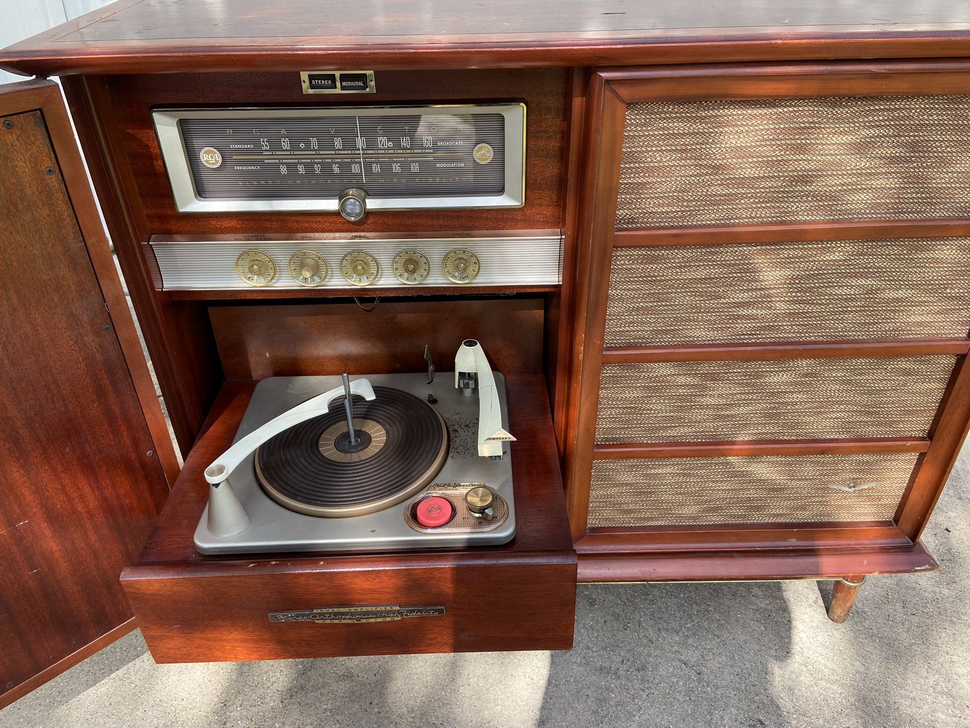 Vintage 1950's RCA Victor Dual Amp Stereo-Orthophonic High Fidelity AM ...