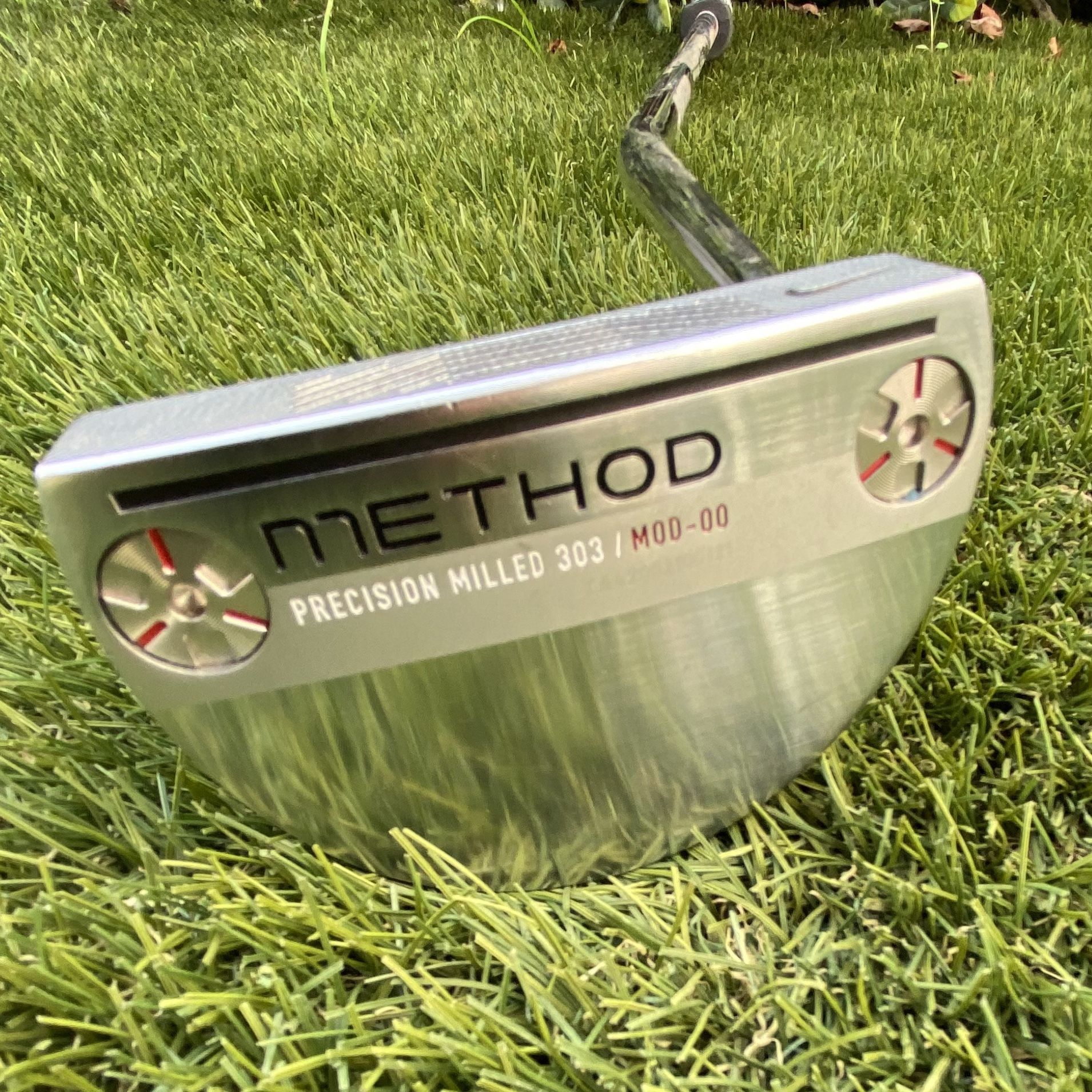 Nike METHOD MOD-00 Putter (RH) 34” New Super Stroke Grip for Sale in ...