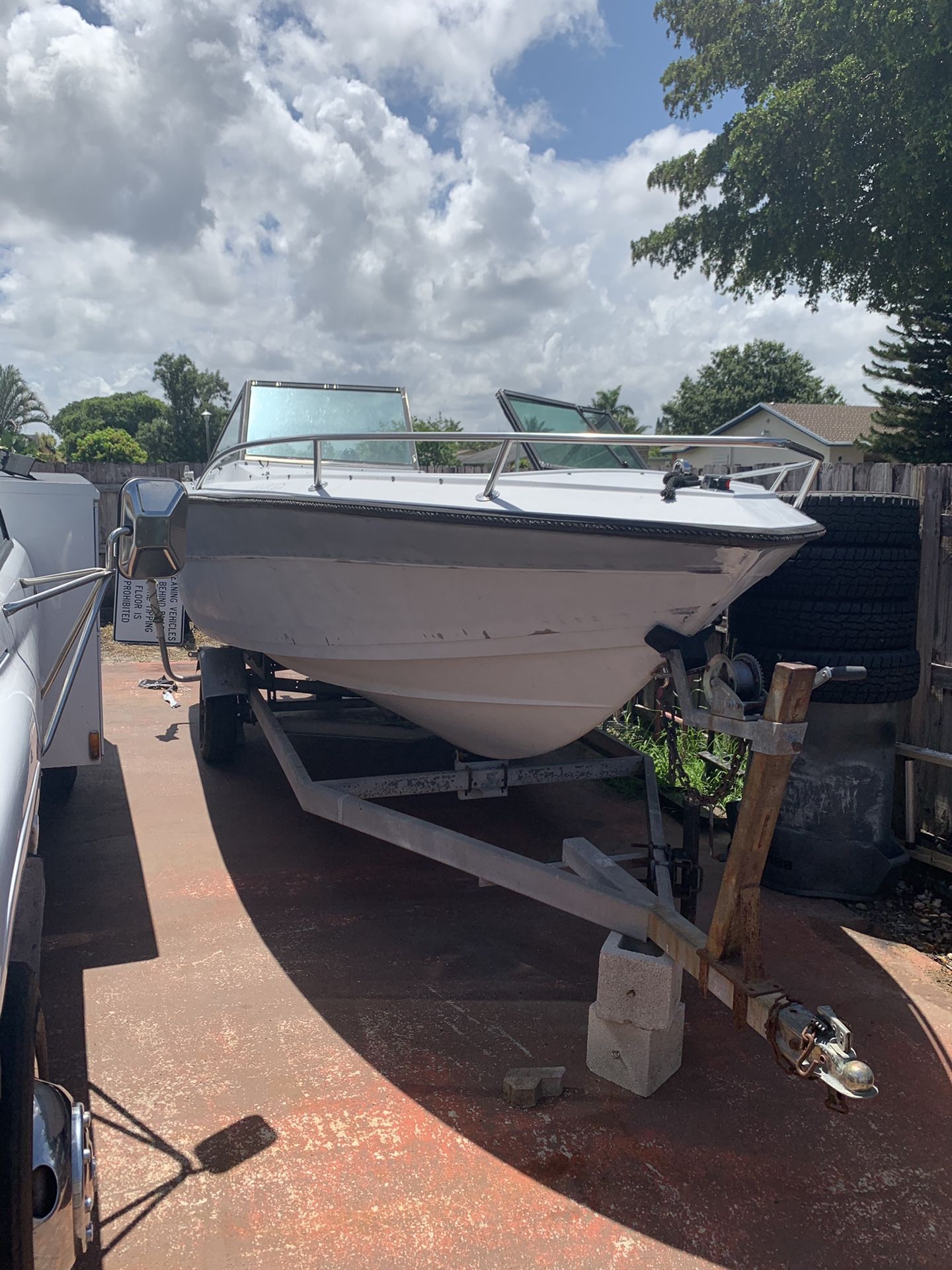 18ft Cobia Boat / bote for Sale in Pembroke Pines, FL - OfferUp