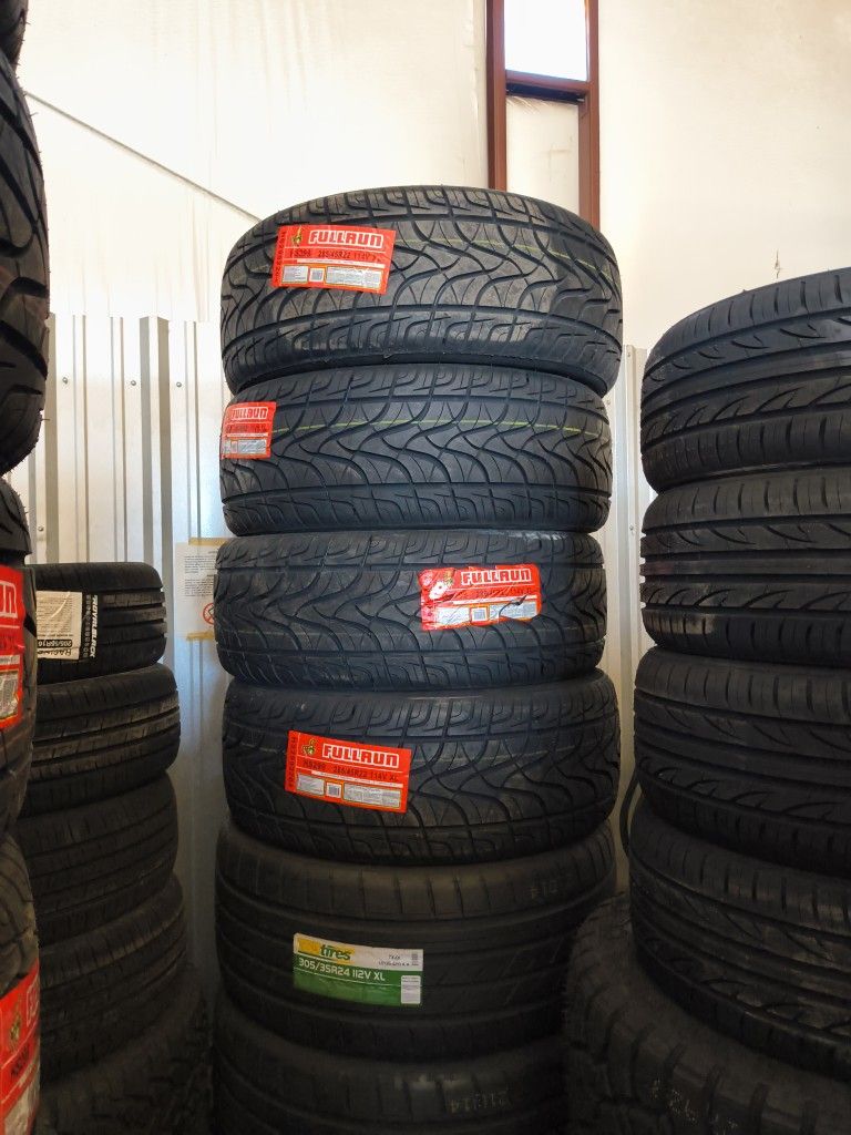 285/45/22 Fullrun Tires Installed And Balanced/ Instaladas Y ...