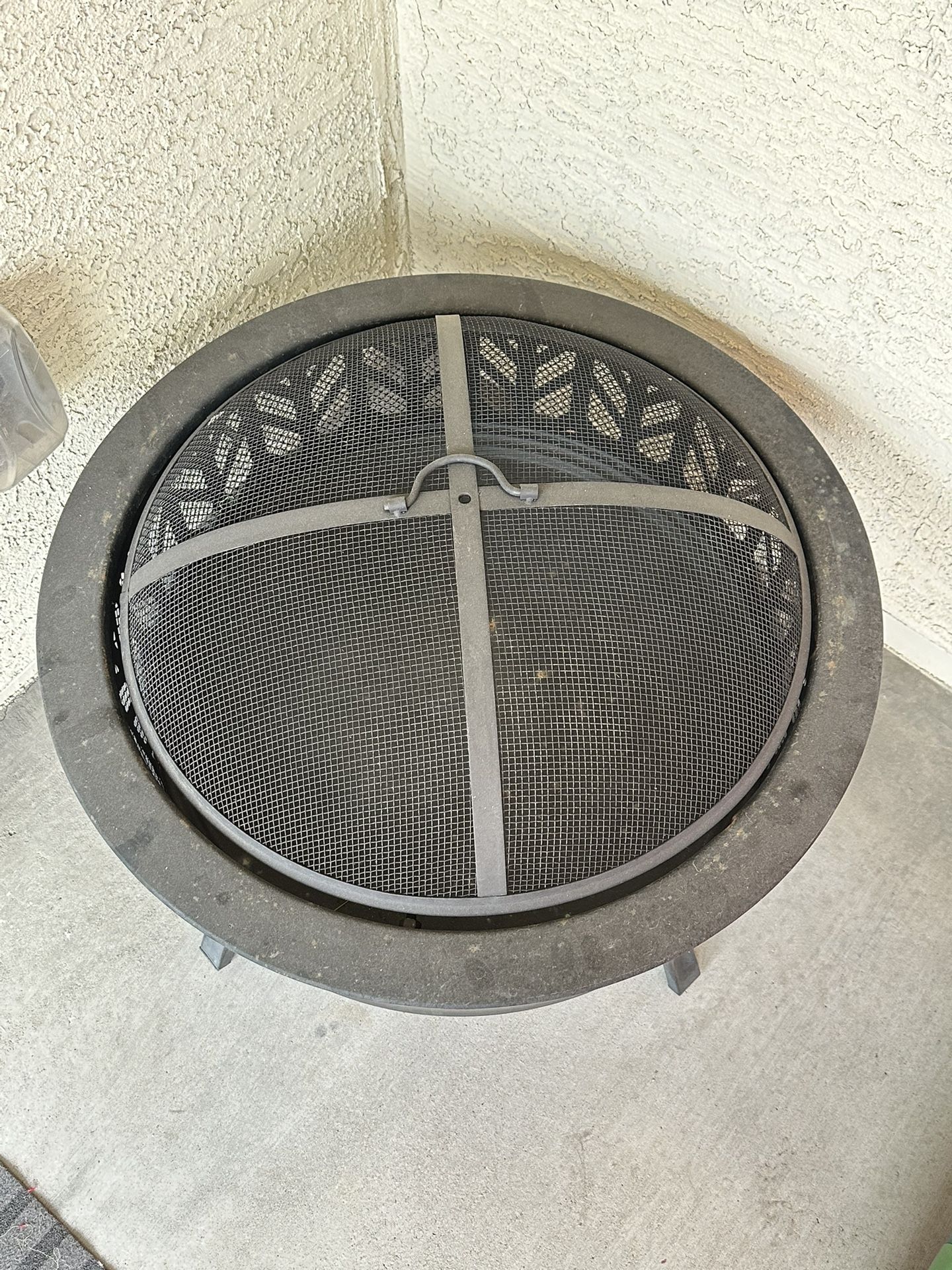 Steel Wood Burning Fire Pit for Sale in Gilbert, AZ - OfferUp