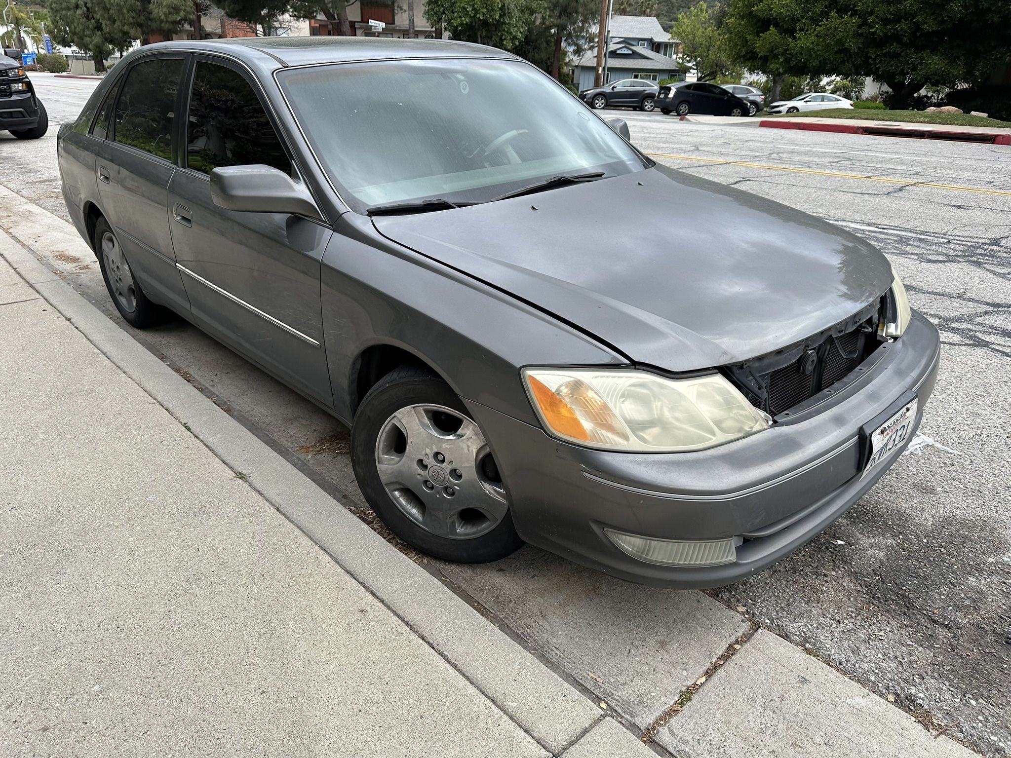 2004 Toyota Avalon for Sale in La Canada Flt, CA - OfferUp