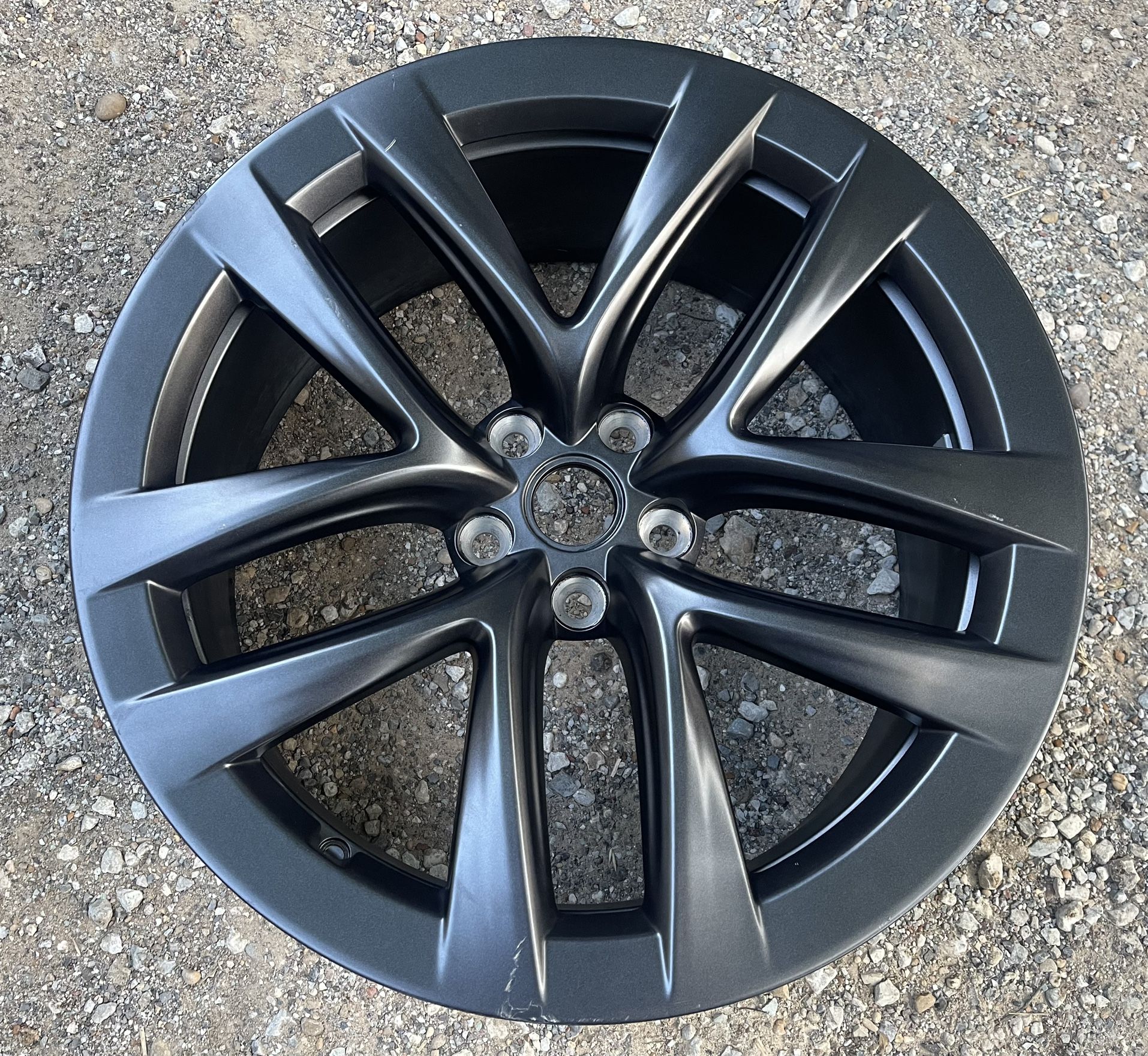 One Tesla Model S Plaid Factory OEM Front Wheel 21x9.5 Arachnid for ...