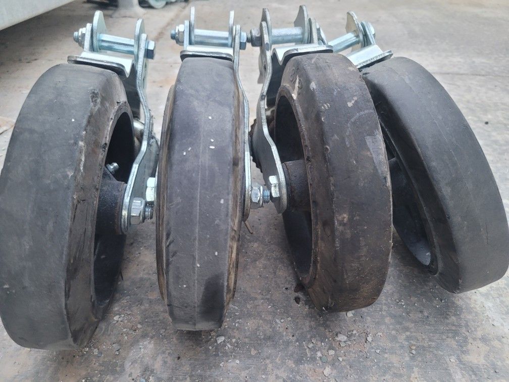 Scaffold Wheels 8" for Sale in Las Vegas, NV - OfferUp