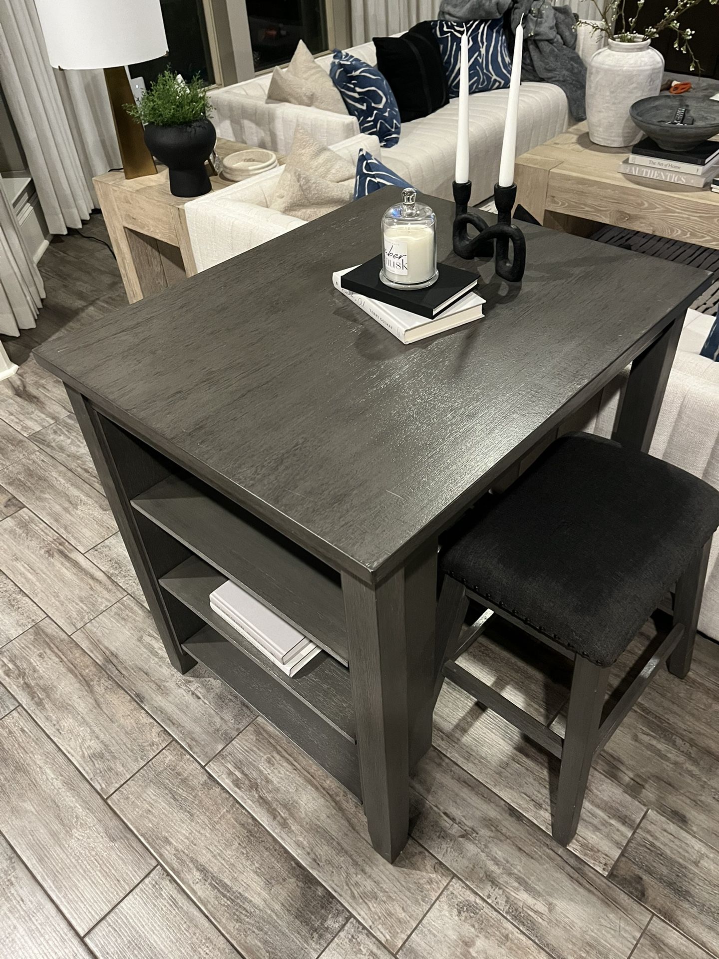 Signature Design by Ashley Caitbrook 25" Counter Height Dining Room ...