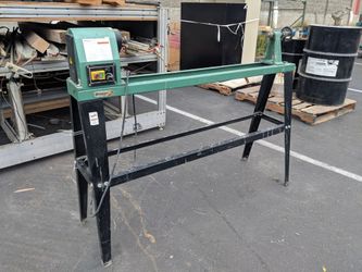 Grizzly G8691 14 x 40 Wood Lathe w Stand for Sale in Seattle WA OfferUp