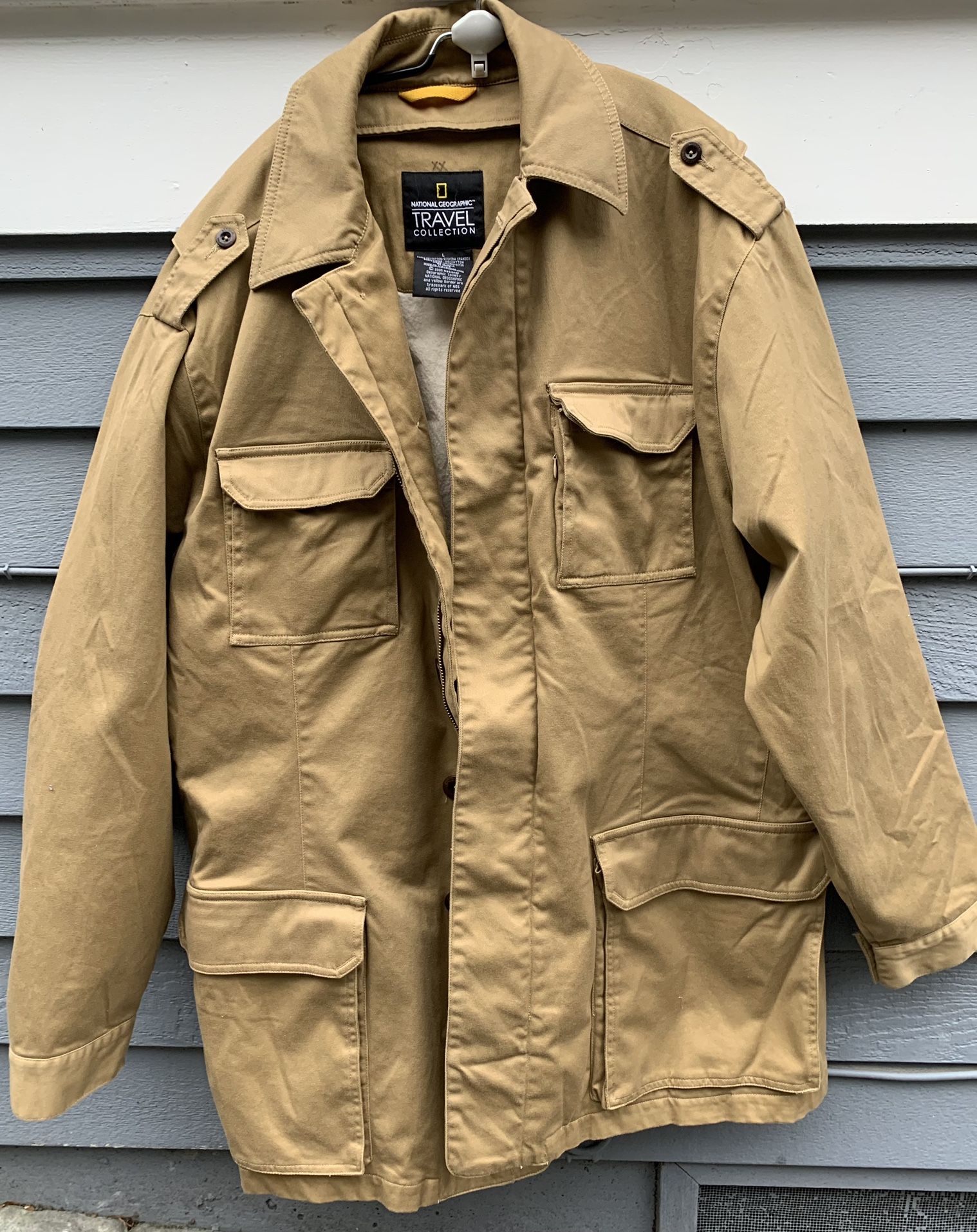 National Geographic Explorer Field Jacket, New, Large for Sale in ...