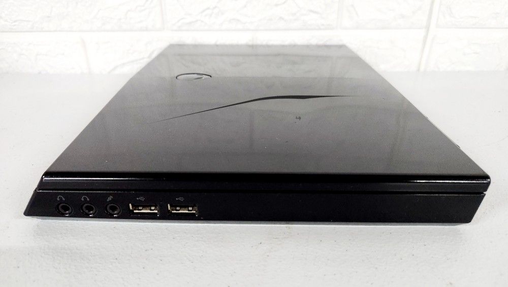 DELL ALIENWARE M11X | 128GB SSD | 8GB RAM | INTEL U7300 1.30GHz | WIN 7 ...