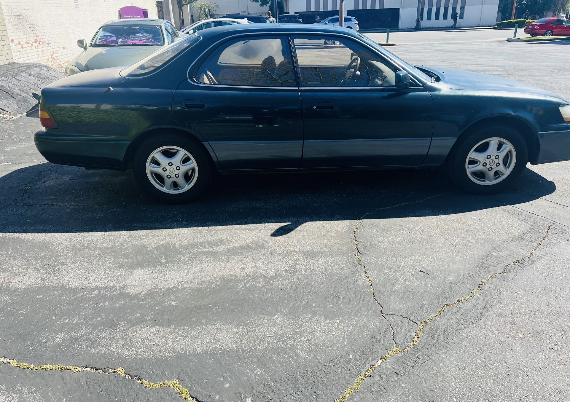 1995 Lexus ES 300 for Sale in Glendale, CA - OfferUp