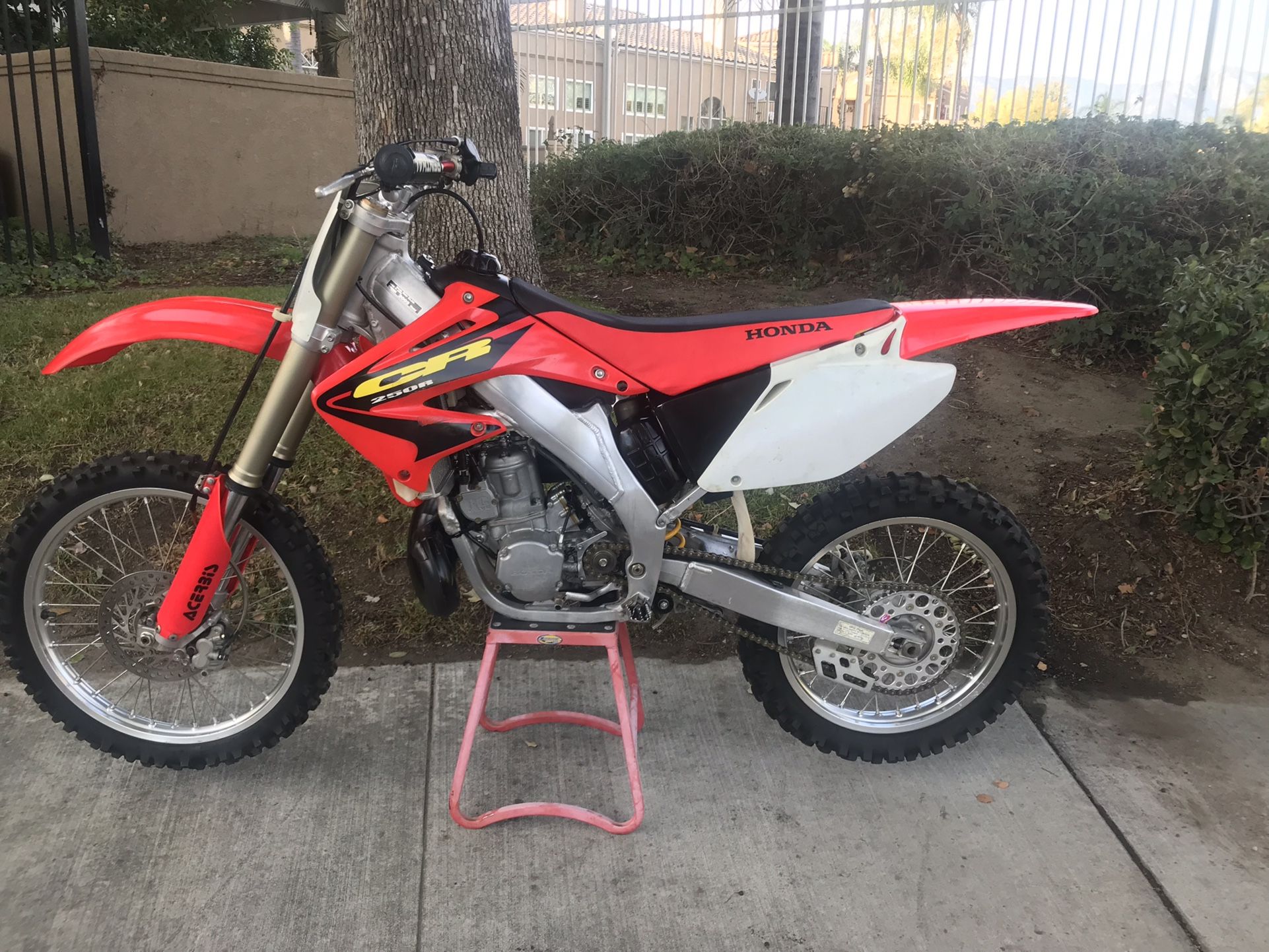 2003 Honda Cr250 Motocross Dirt Bike Cr250r 2 Stroke Factory OEM Yz Kx ...