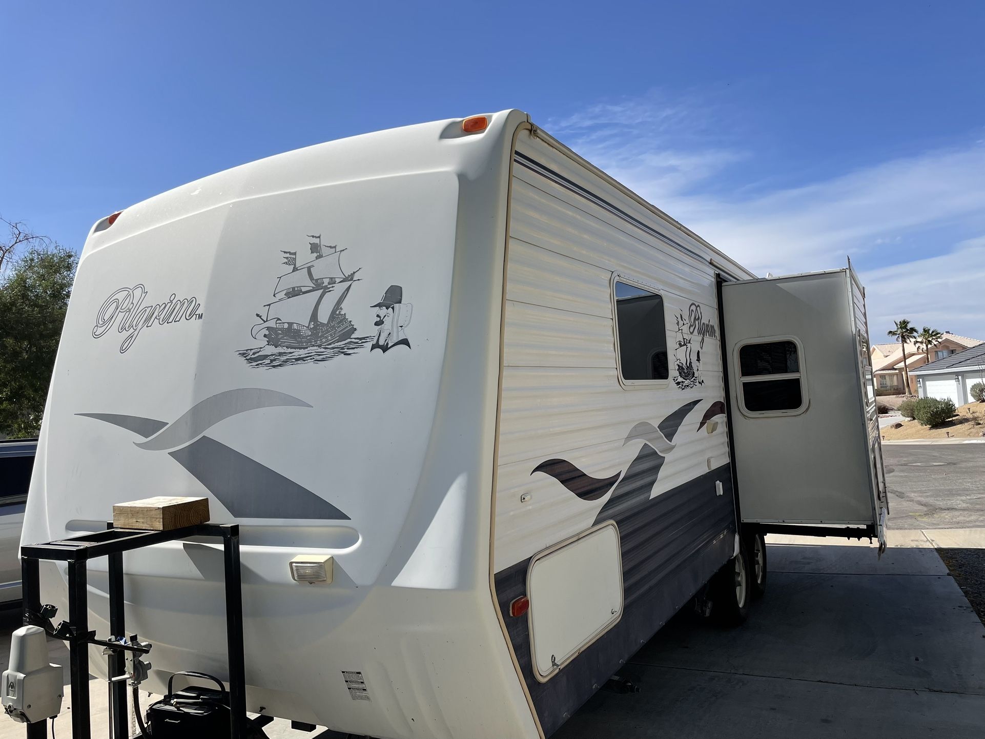2005 Pilgrim Travel Trailer 23ft for Sale in Bullhead City, AZ - OfferUp
