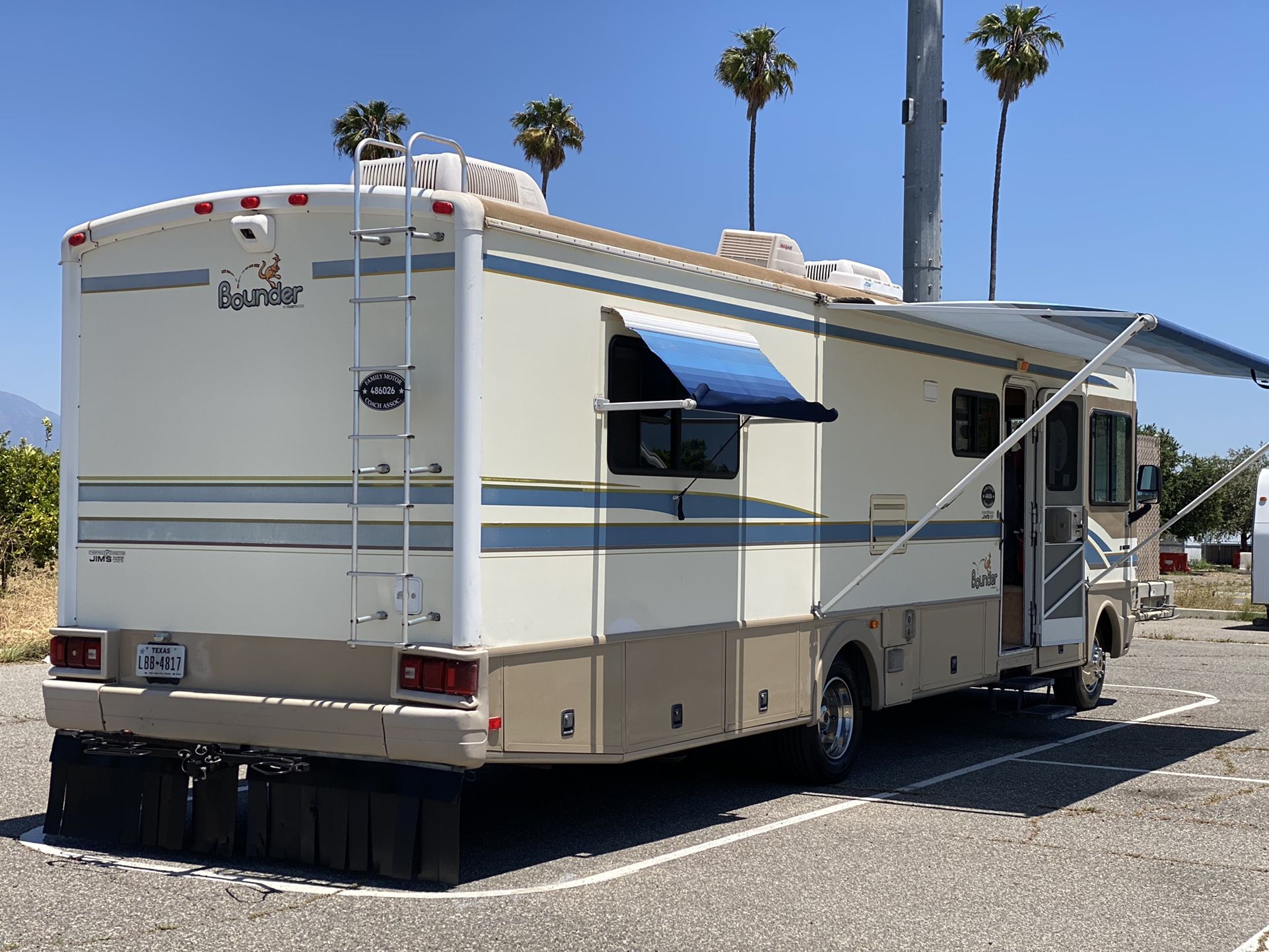 1999 Ford Fleetwood Bounder for Sale in Irvine, CA - OfferUp