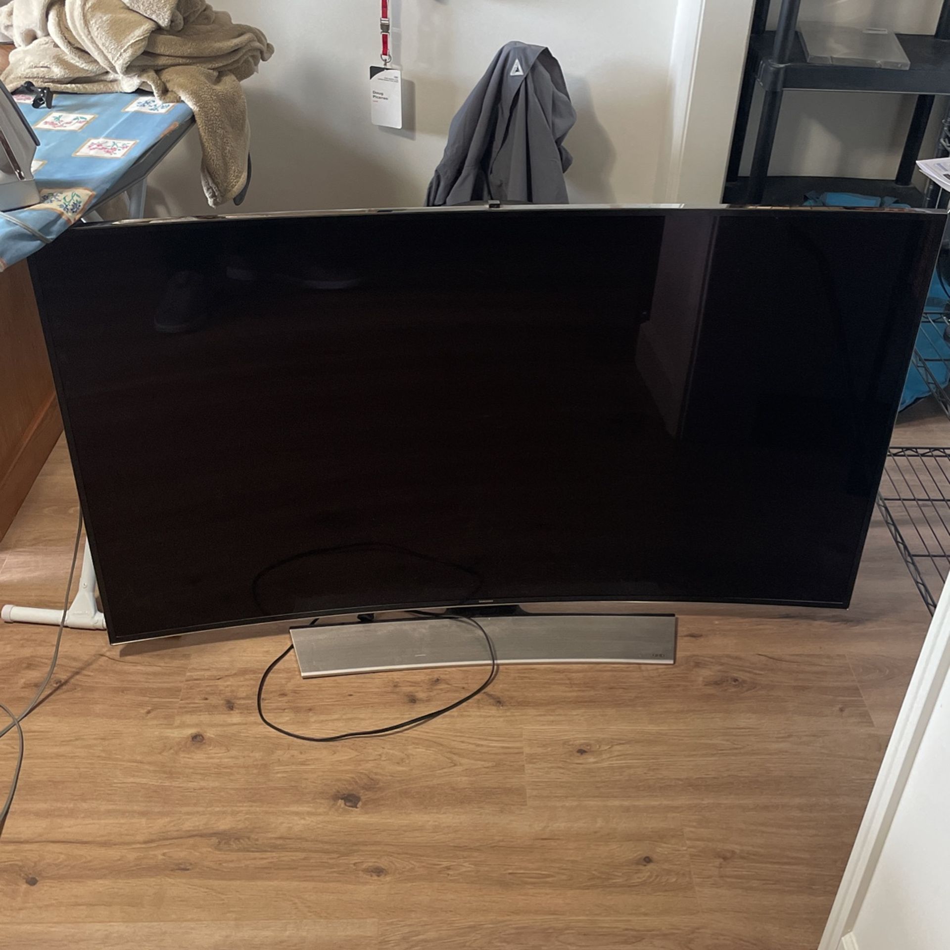 65” Samsung UHD TV for Sale in Bakersfield, CA - OfferUp